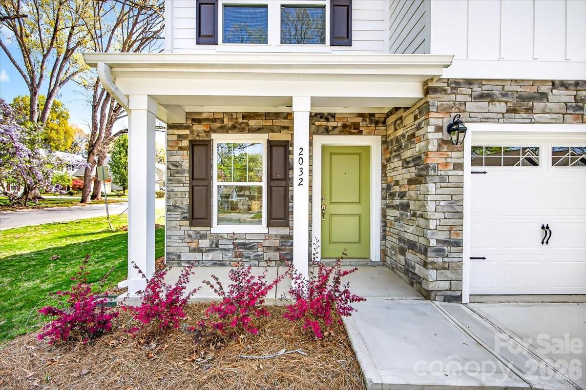 2032 Mandarin Boulevard, Charlotte, NC - photo 4 of 34