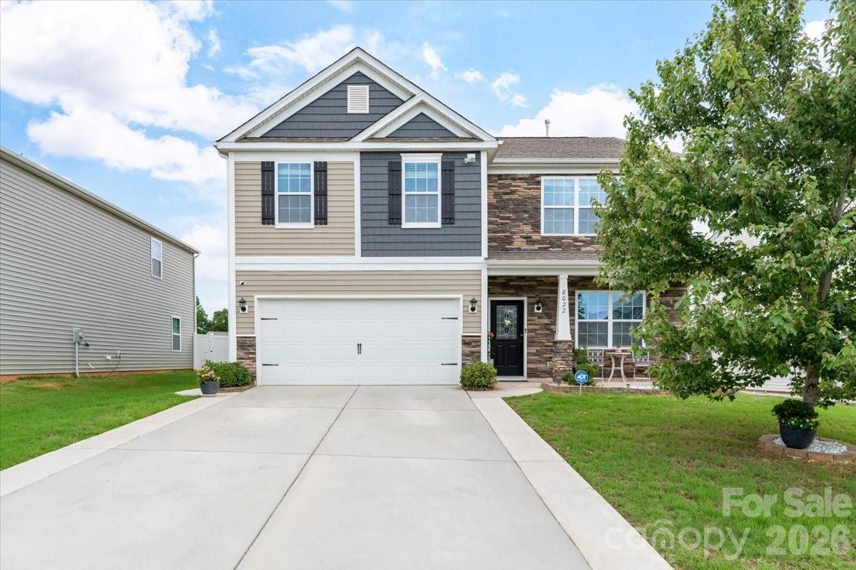 Home for sale at 8022 Rowling Drive, Charlotte, NC — photo 1 of 28