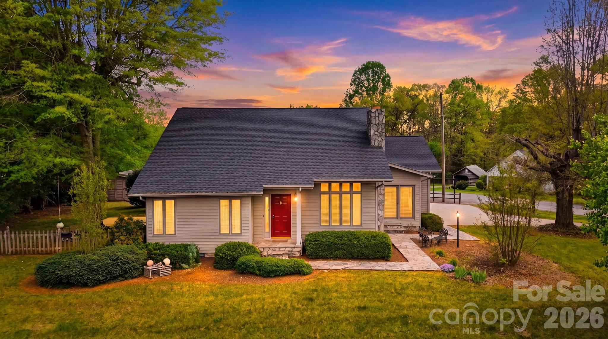 Exterior of 192 Reese Loop, Taylorsville, NC