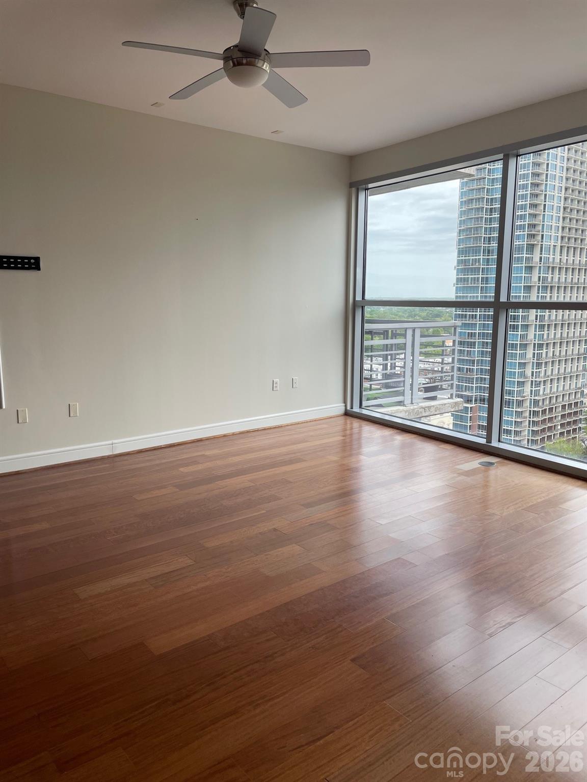 Photo 5 of 333 W Trade Street1602, Charlotte, NC