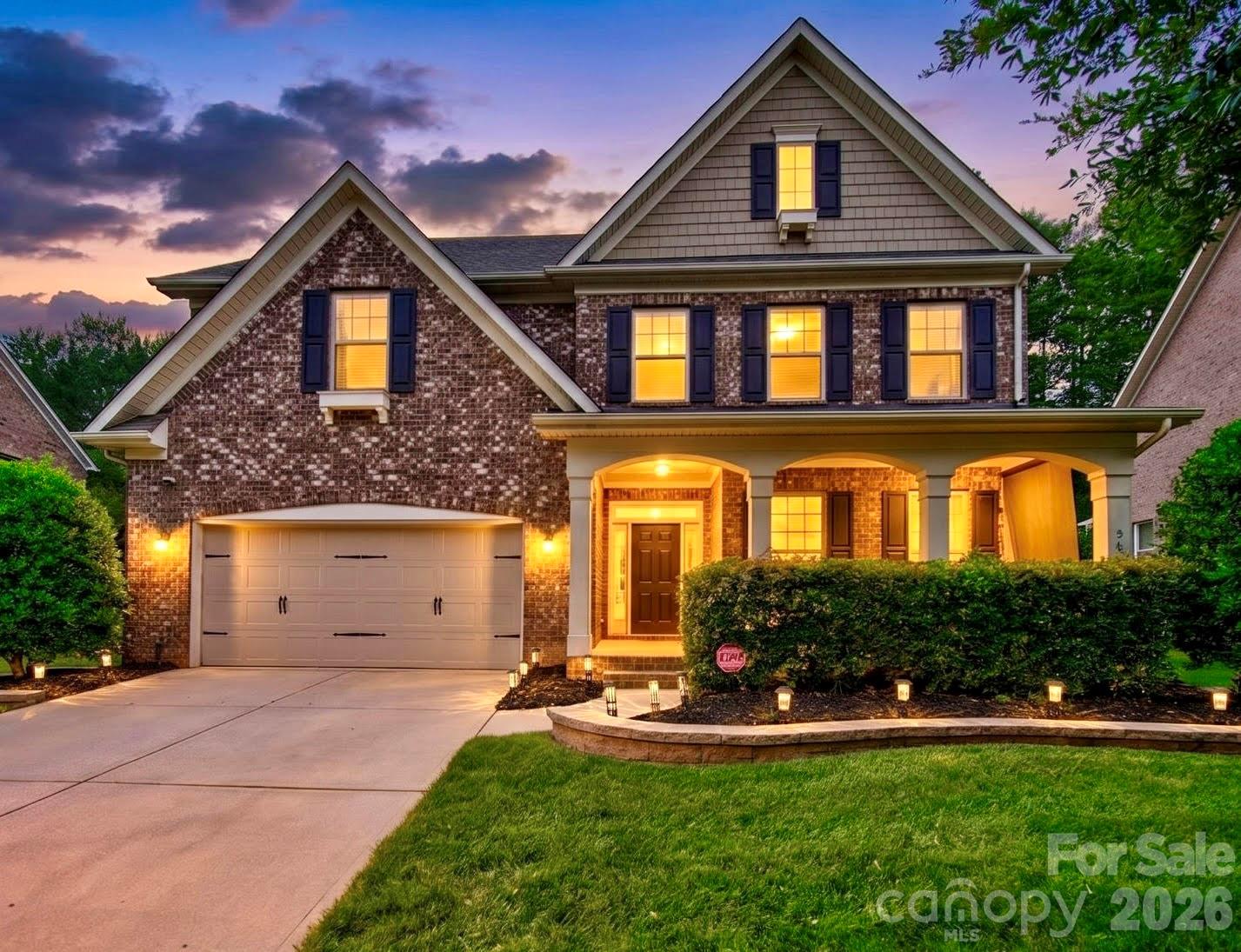 Home for sale at 963 Rock Forest Way, Fort Mill, SC — photo 1 of 39
