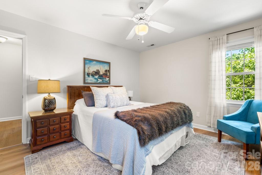 7814 Bradenton Drive, Charlotte, NC - photo 23 of 42