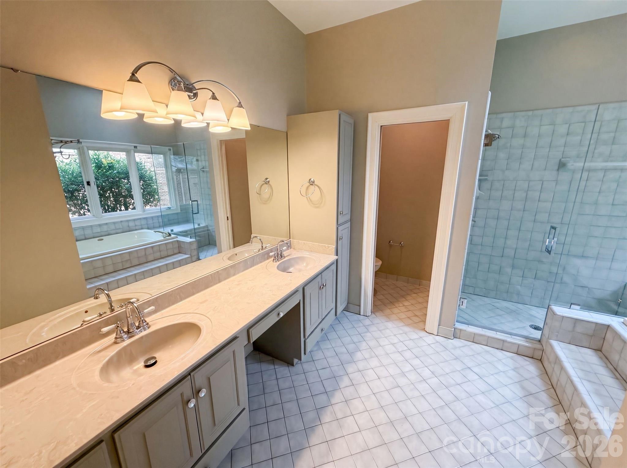 Home for sale at 3711 Surry Ridge Court, Charlotte, NC — photo 14 of 27