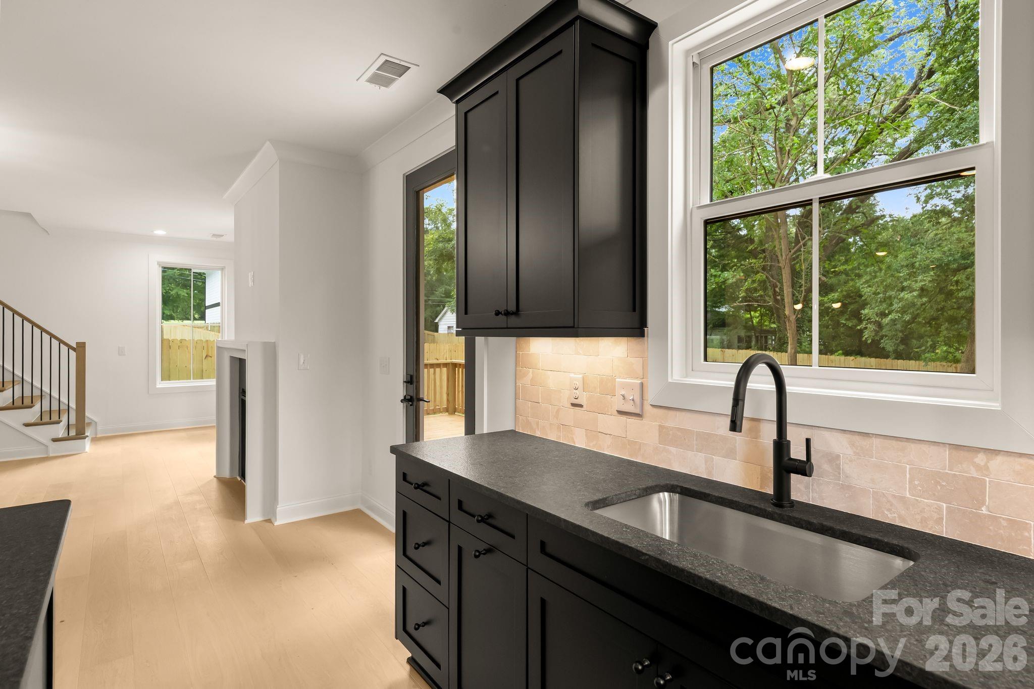 Photo 34 of 3031 Mathis Drive, Charlotte, NC