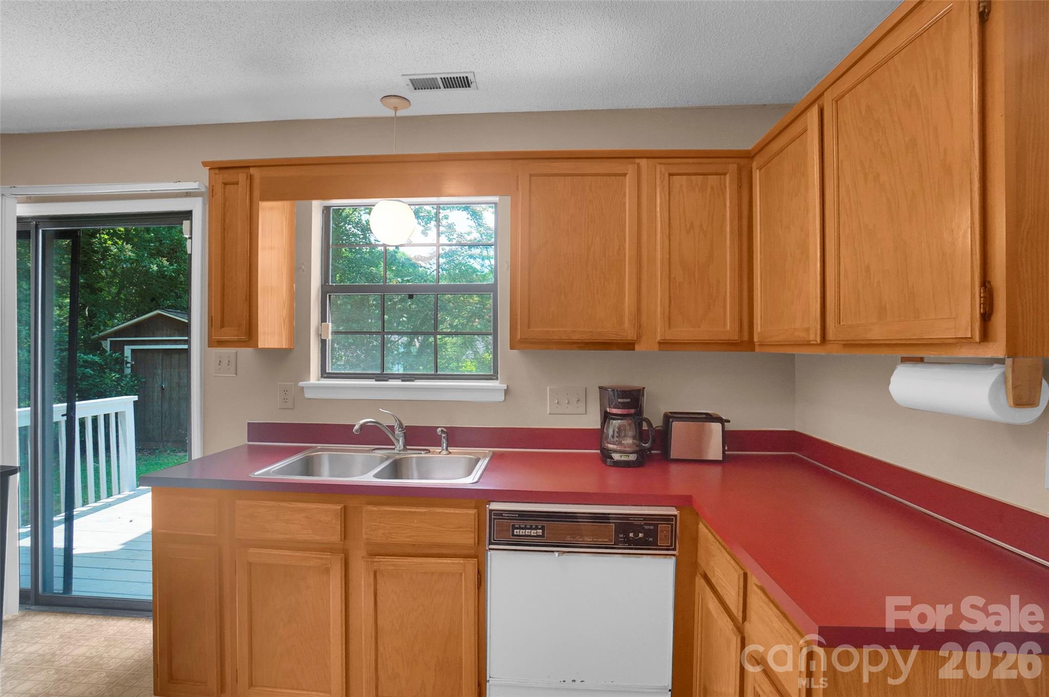 Photo 6 of 900 Highland Mist Lane, Charlotte, NC