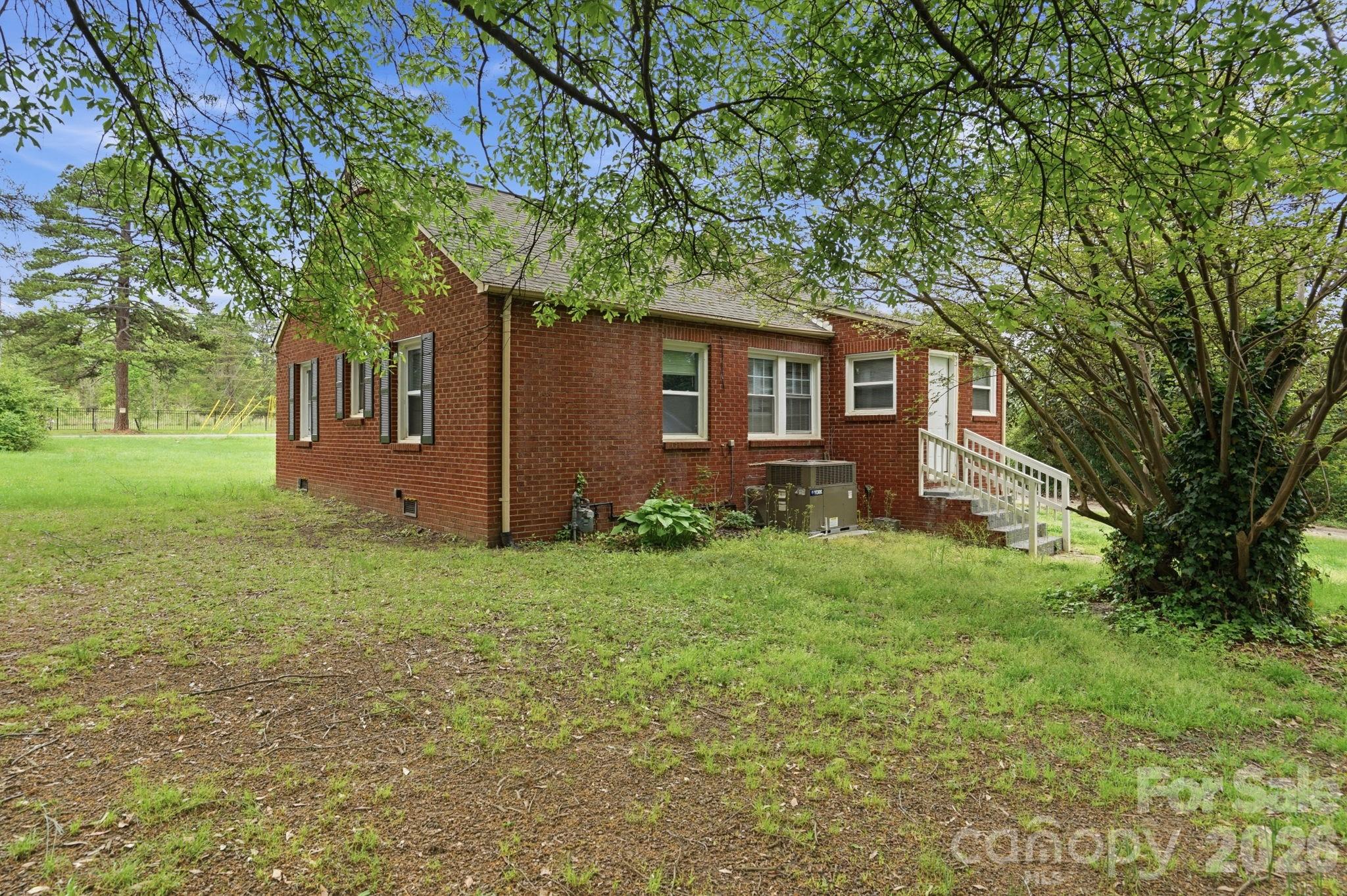 Photo 34 of 8825 Mcclure Circle, Charlotte, NC