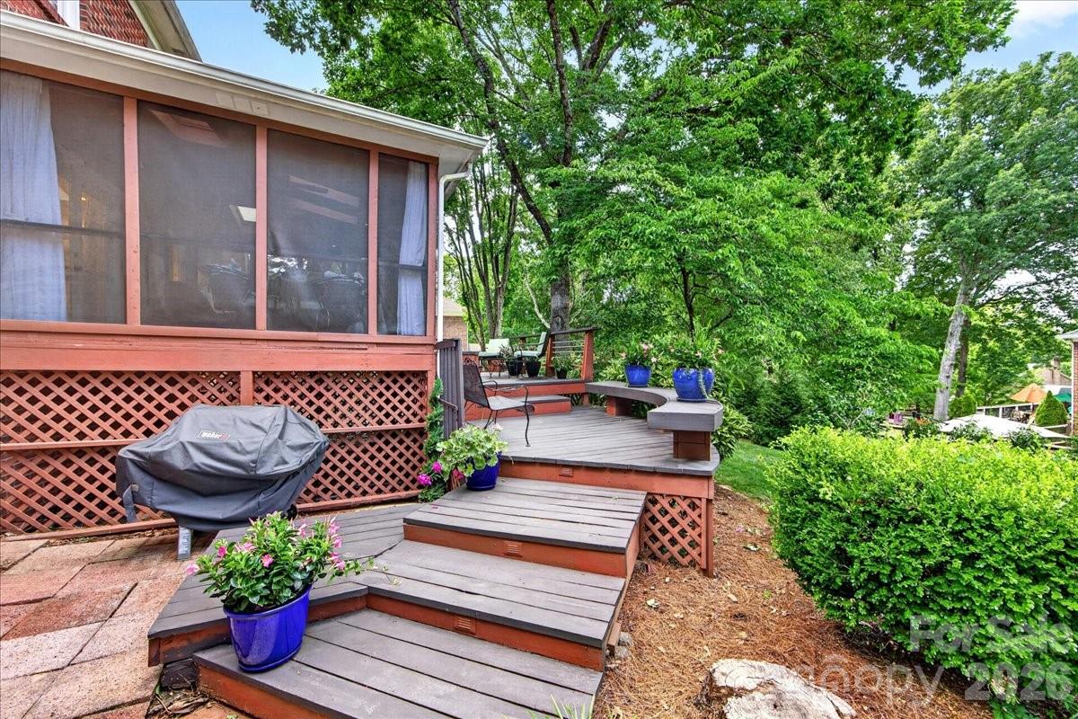 Home for sale at 10300 Ben Franklin Court, Charlotte, NC — photo 40 of 44