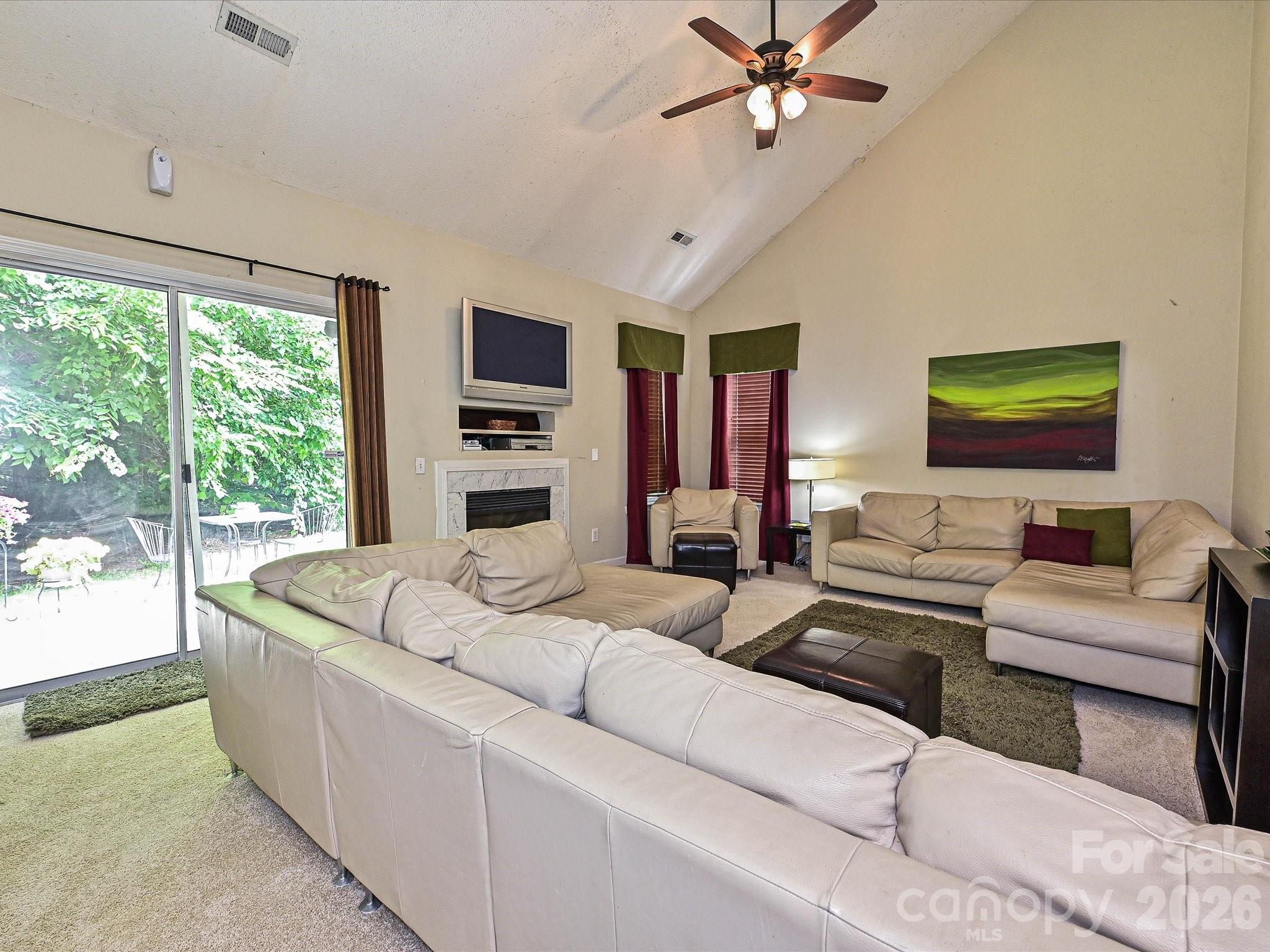 Home for sale at 6719 Reedy Creek Road, Charlotte, NC — photo 12 of 36