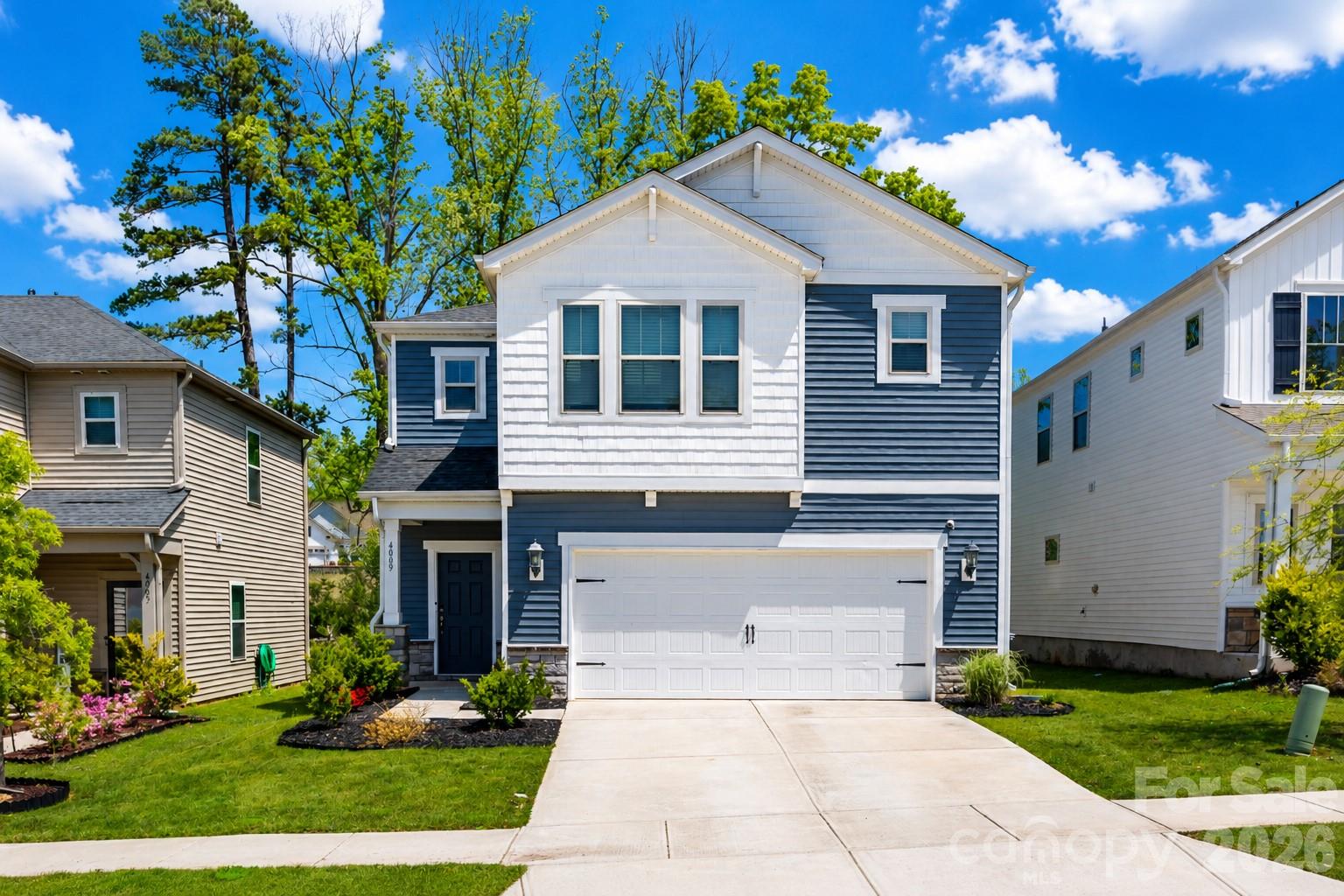 Home for sale at 4009 Woodland View Drive, Charlotte, NC — photo 1 of 31
