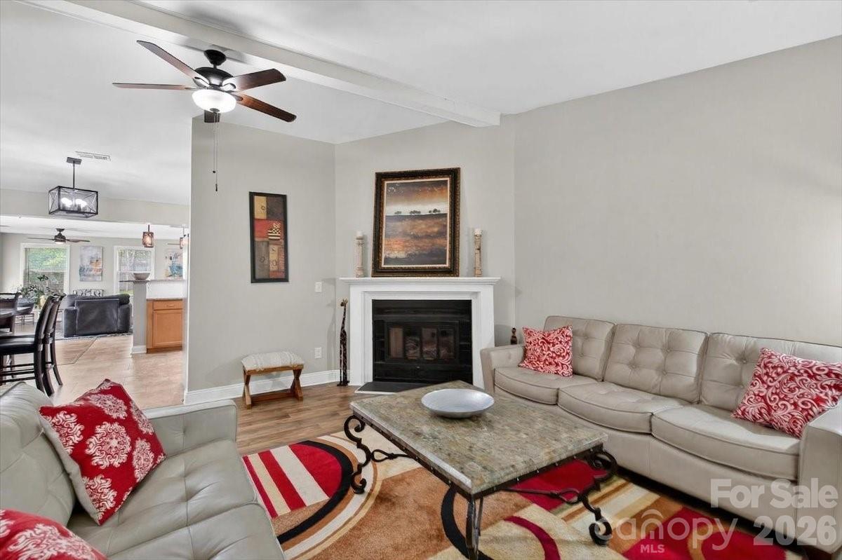 6308 Pineburr Road, Charlotte, NC - photo 4 of 37