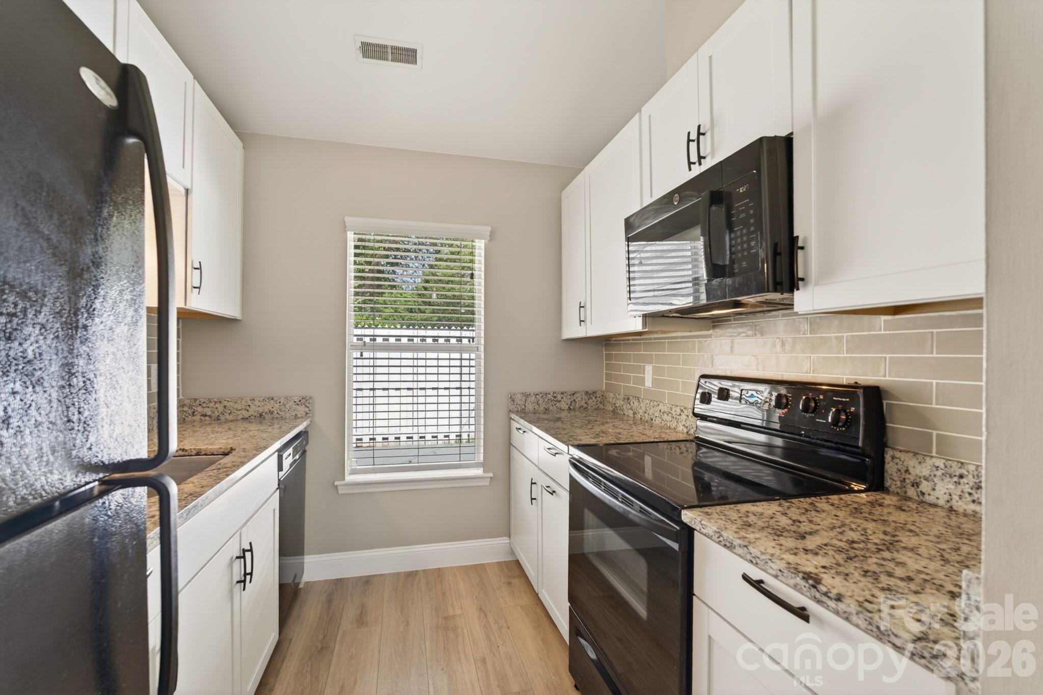 Photo 16 of 2705 Tiergarten Lane, Charlotte, NC