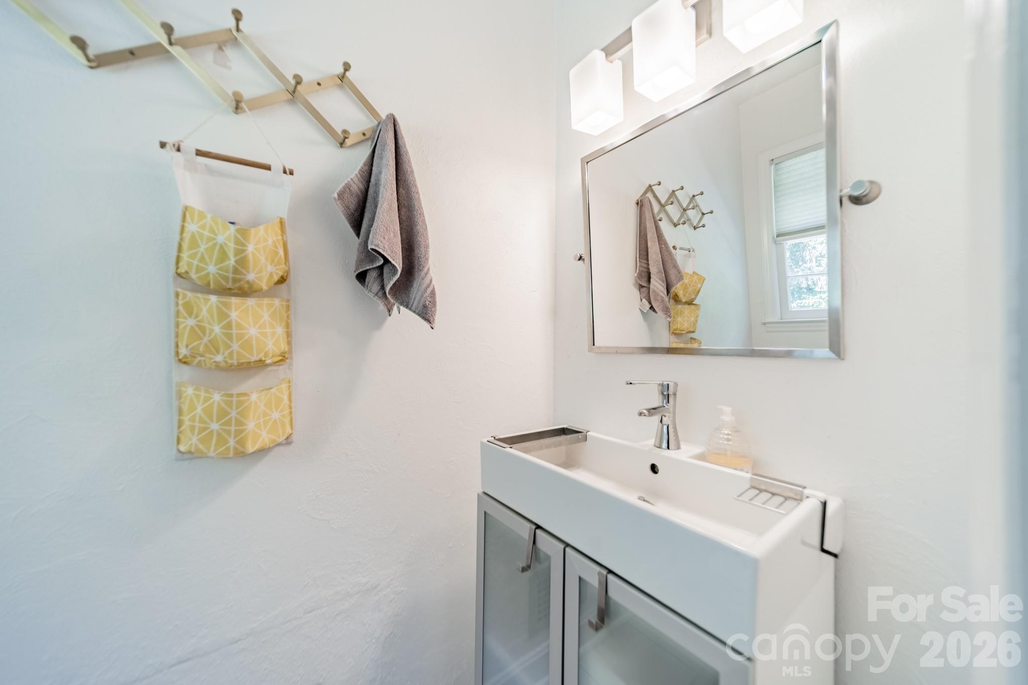 7116 Sherbourne Drive, Charlotte, NC - photo 15 of 25