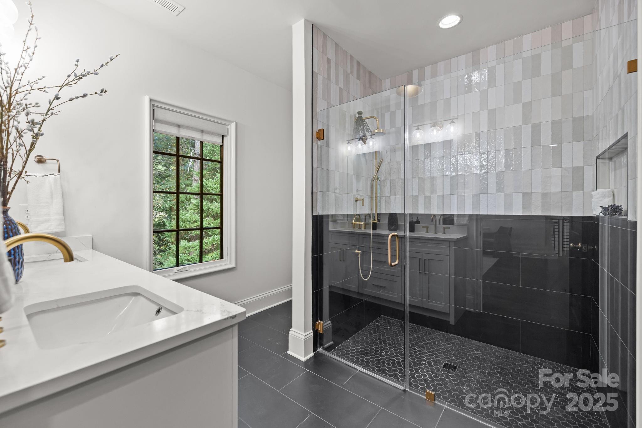 Photo 24 of 9004 Tynecastle Commons Court, Charlotte, NC