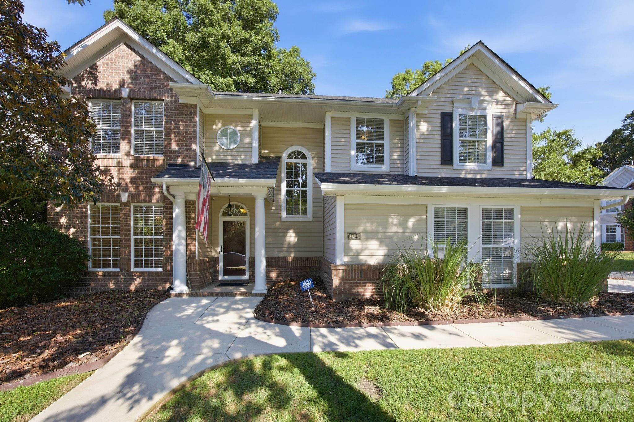 Home for sale at 10900 Owl Nest Lane, Charlotte, NC — photo 1 of 19