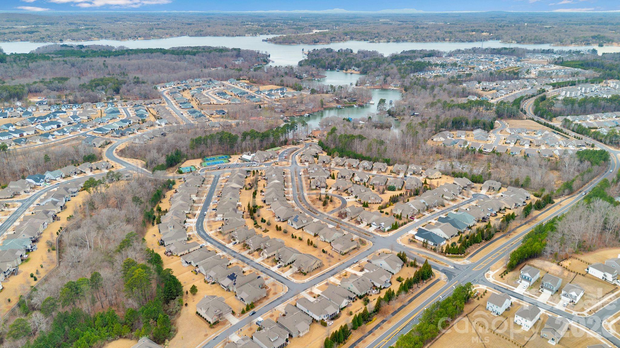 Photo 35 of 14920 High Bluff Court, Charlotte, NC