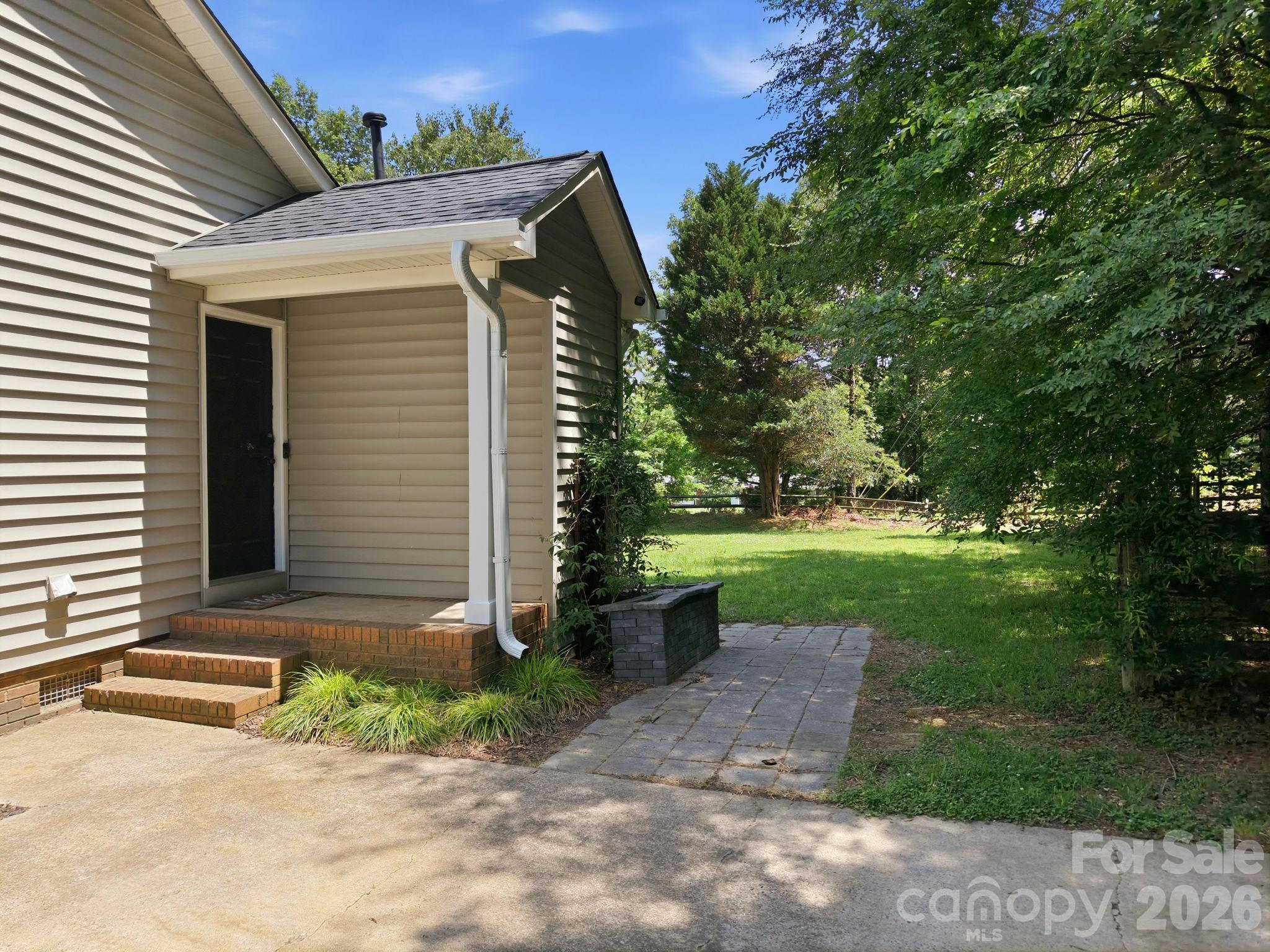 Photo 30 of 600 Gray Drive, Charlotte, NC