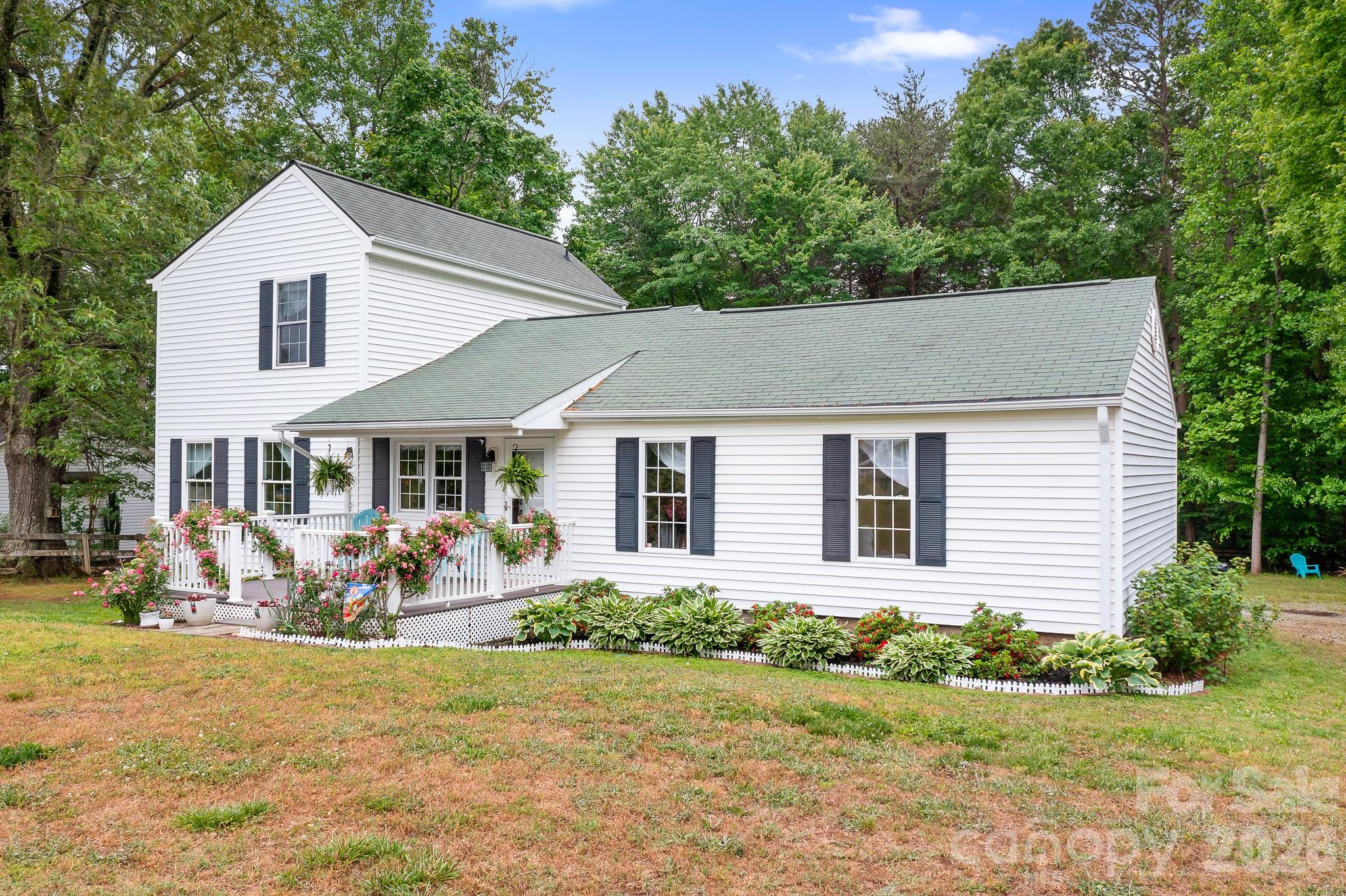 1823 N Ingleside Farm Road, Iron Station, NC