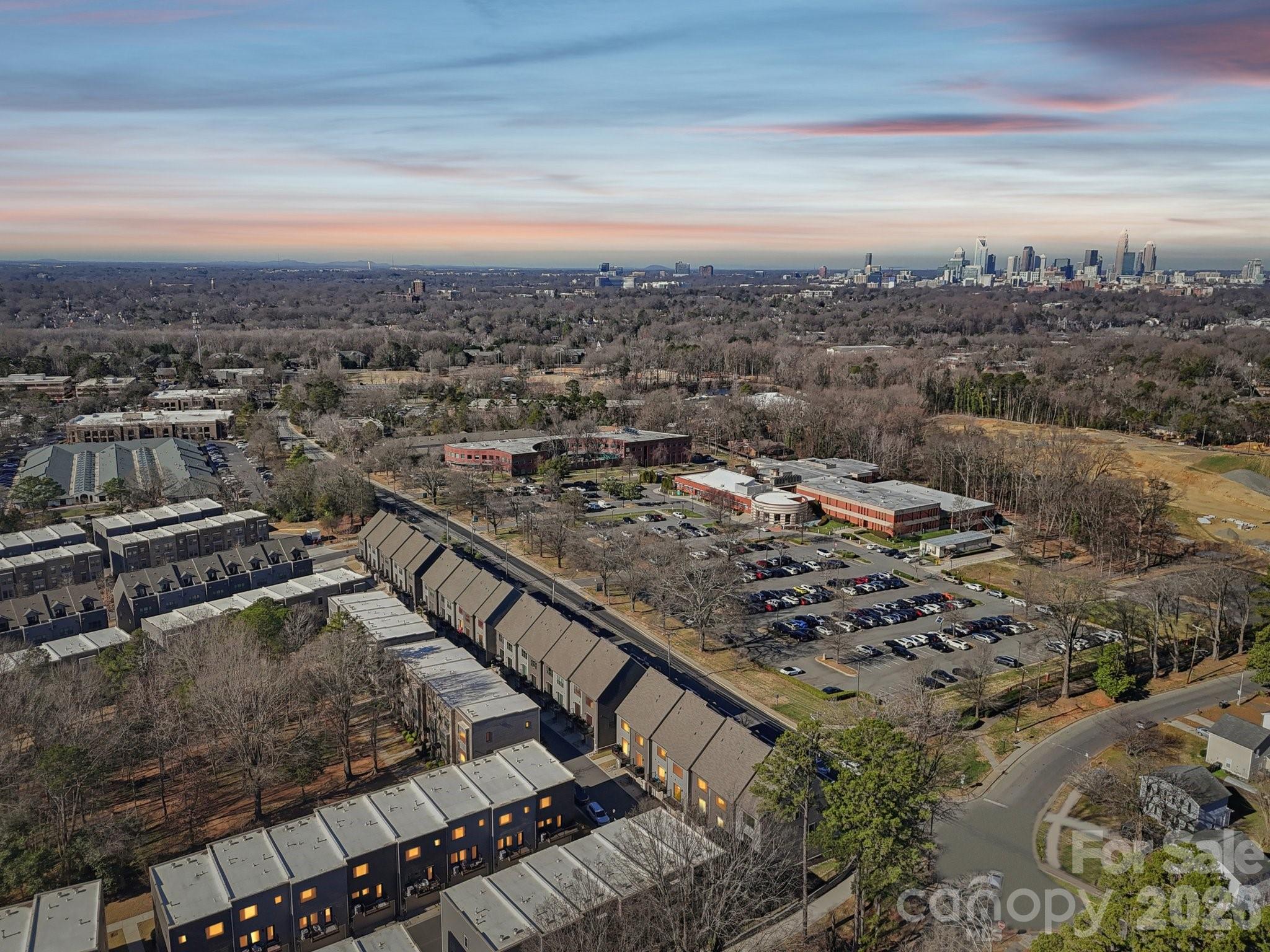 Photo 3 of 547 Nantahala Drive, Charlotte, NC