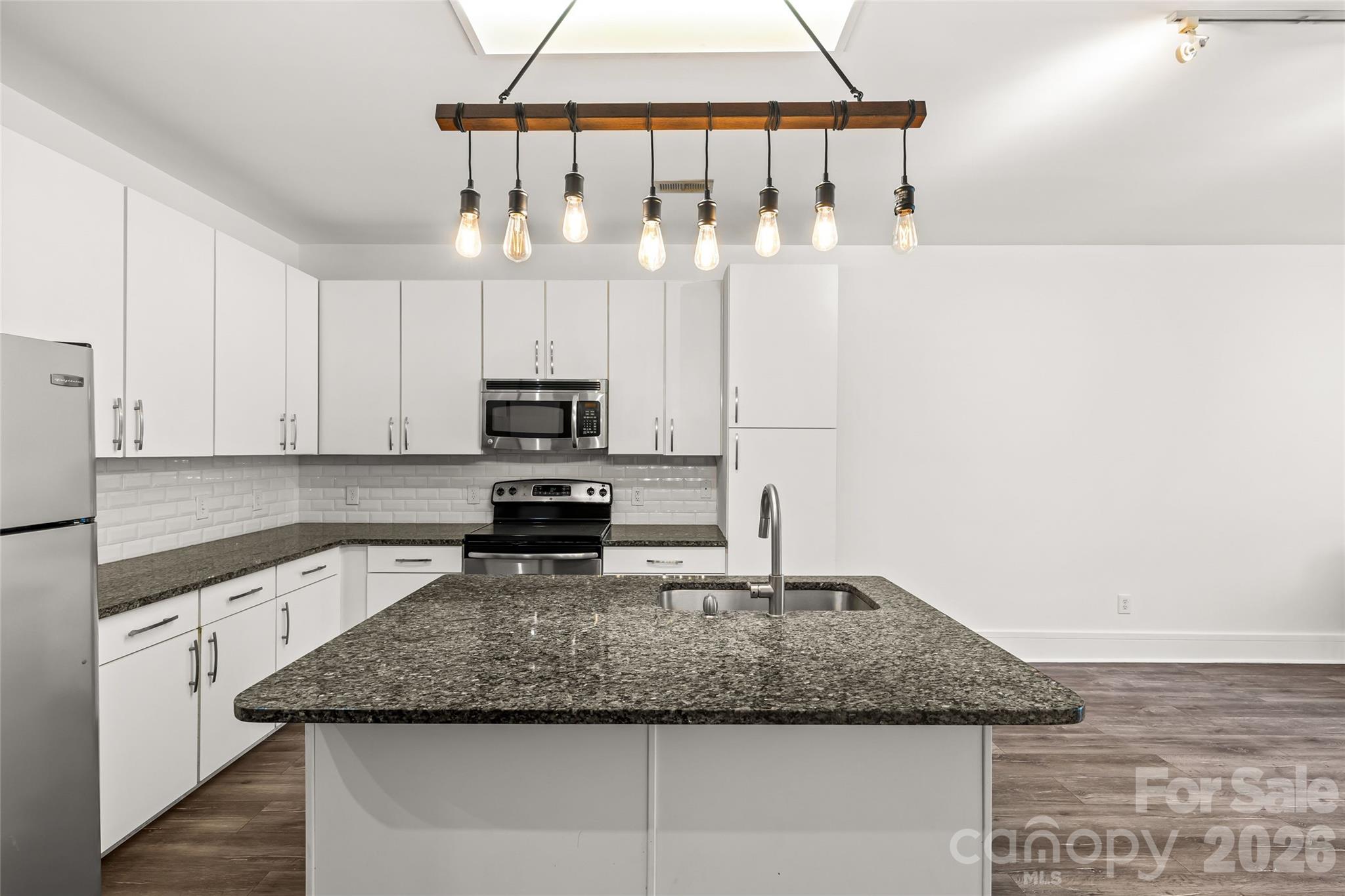 Photo 6 of 1600 Fulton Avenue305, Charlotte, NC