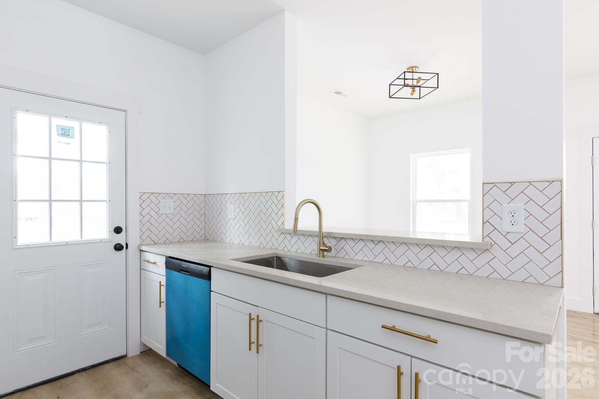 7.5 Wilson Avenue, Great Falls, SC - photo 9 of 27