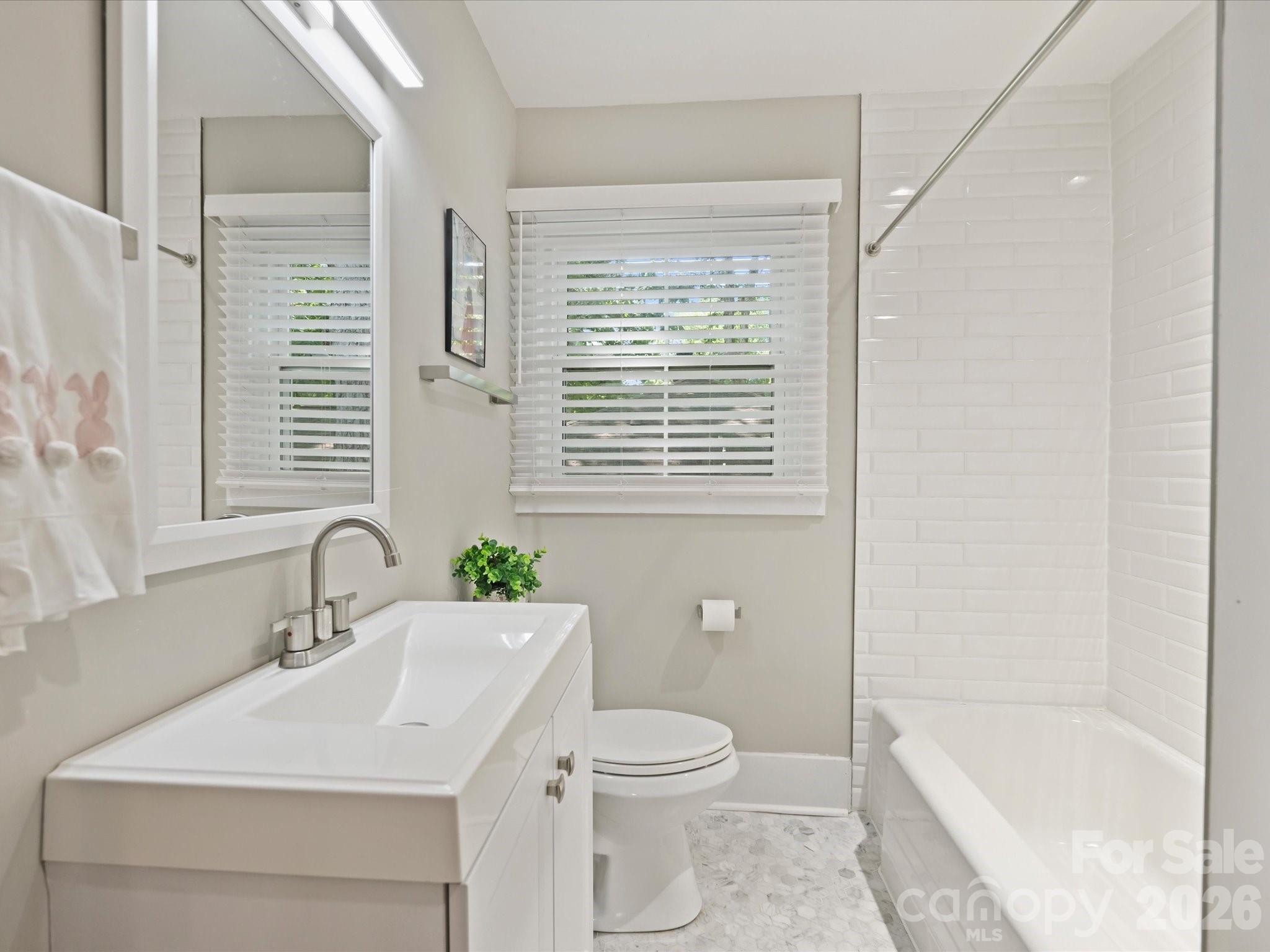 Photo 20 of 6610 Burlwood Road, Charlotte, NC