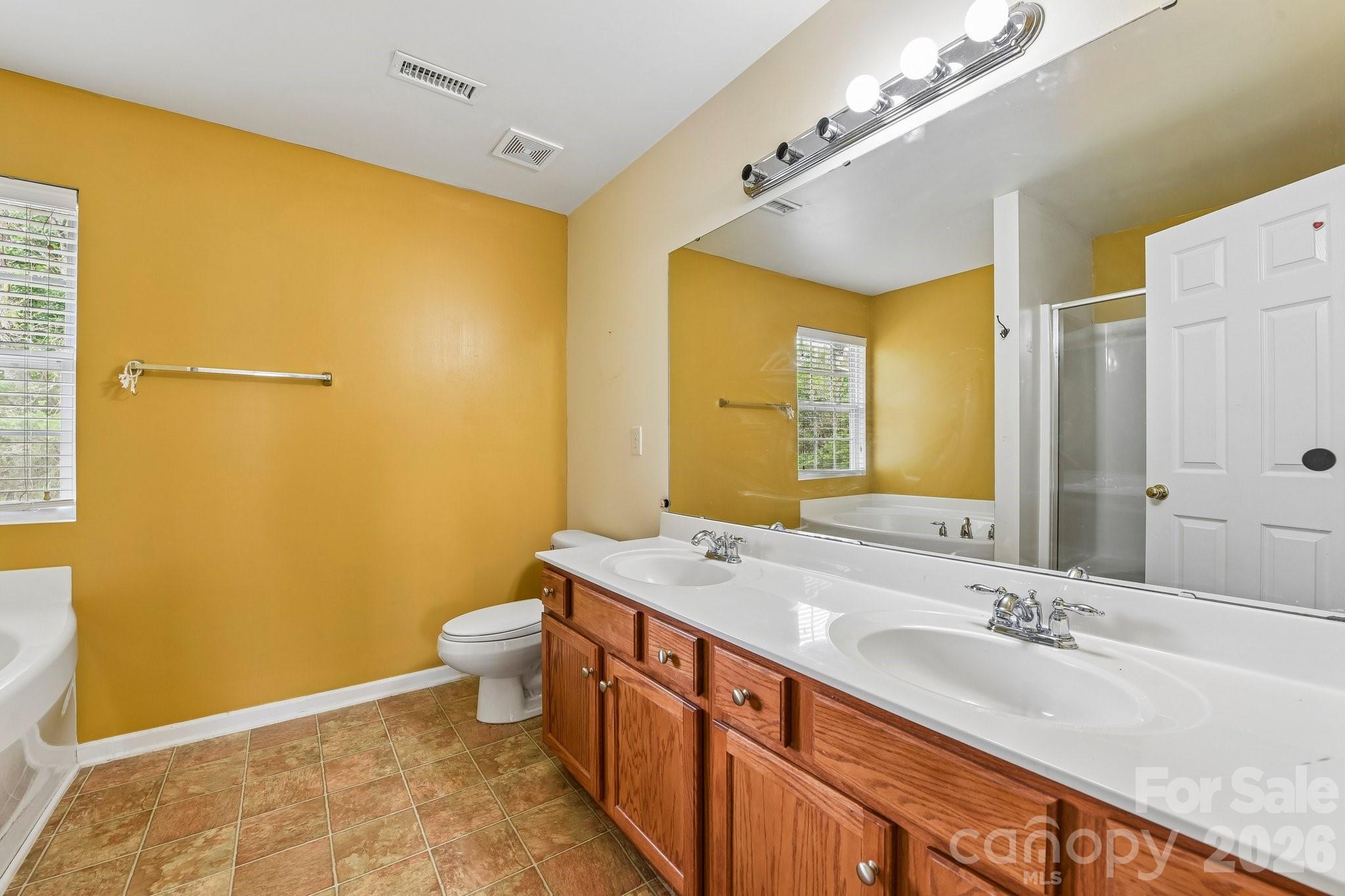 Photo 14 of 8718 Buttonwood Court, Charlotte, NC