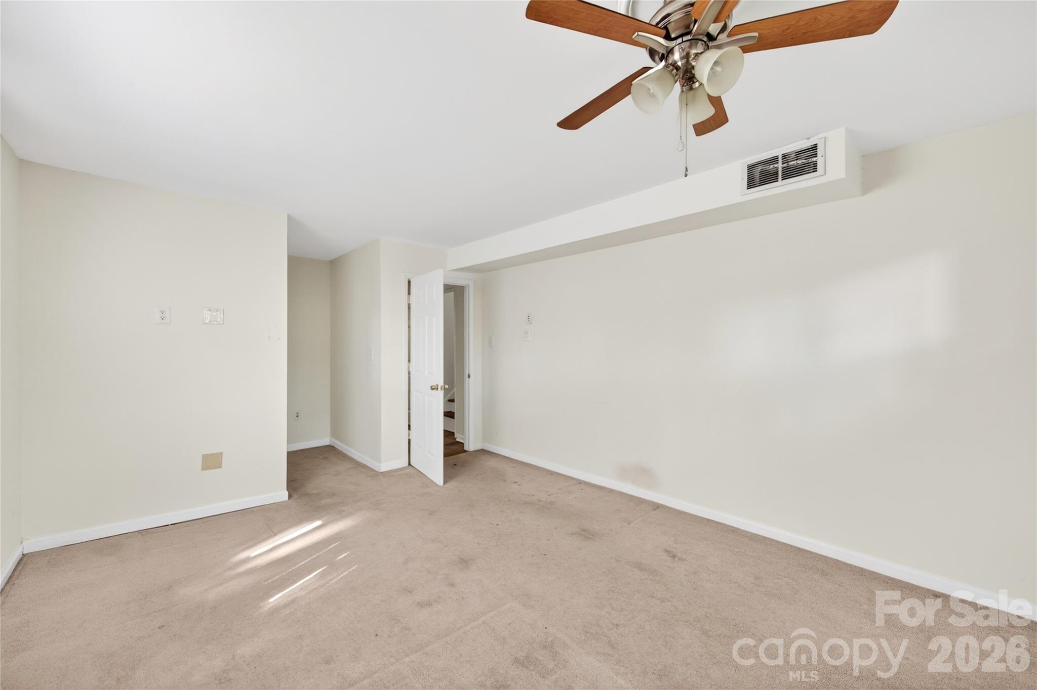 501 Kenlough Drive, Charlotte, NC - photo 38 of 47