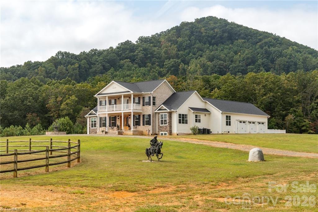 204 Violet Ridge, Lowgap, NC