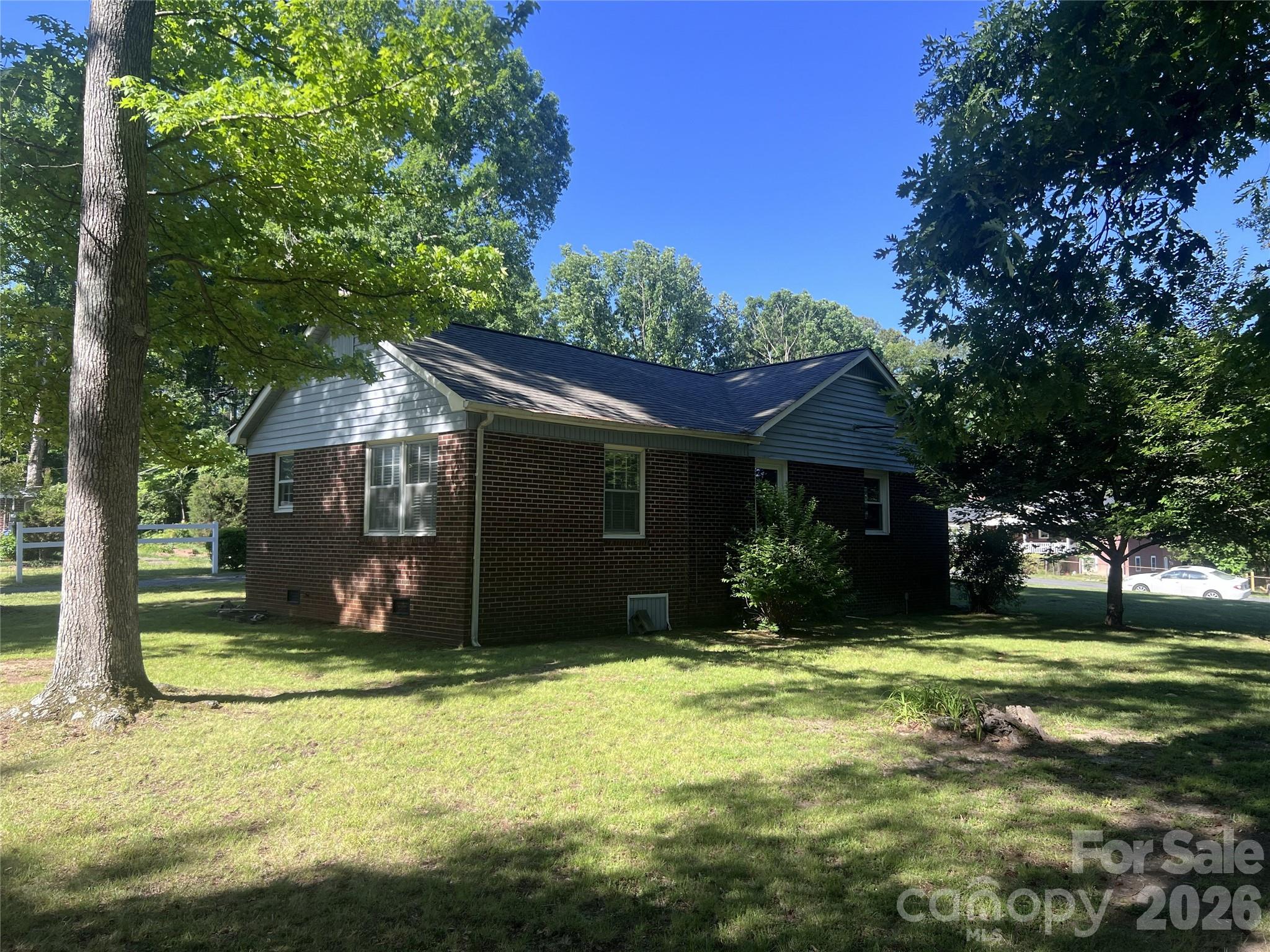 209 S Roxford Road, Kings Mountain, NC - photo 7 of 39