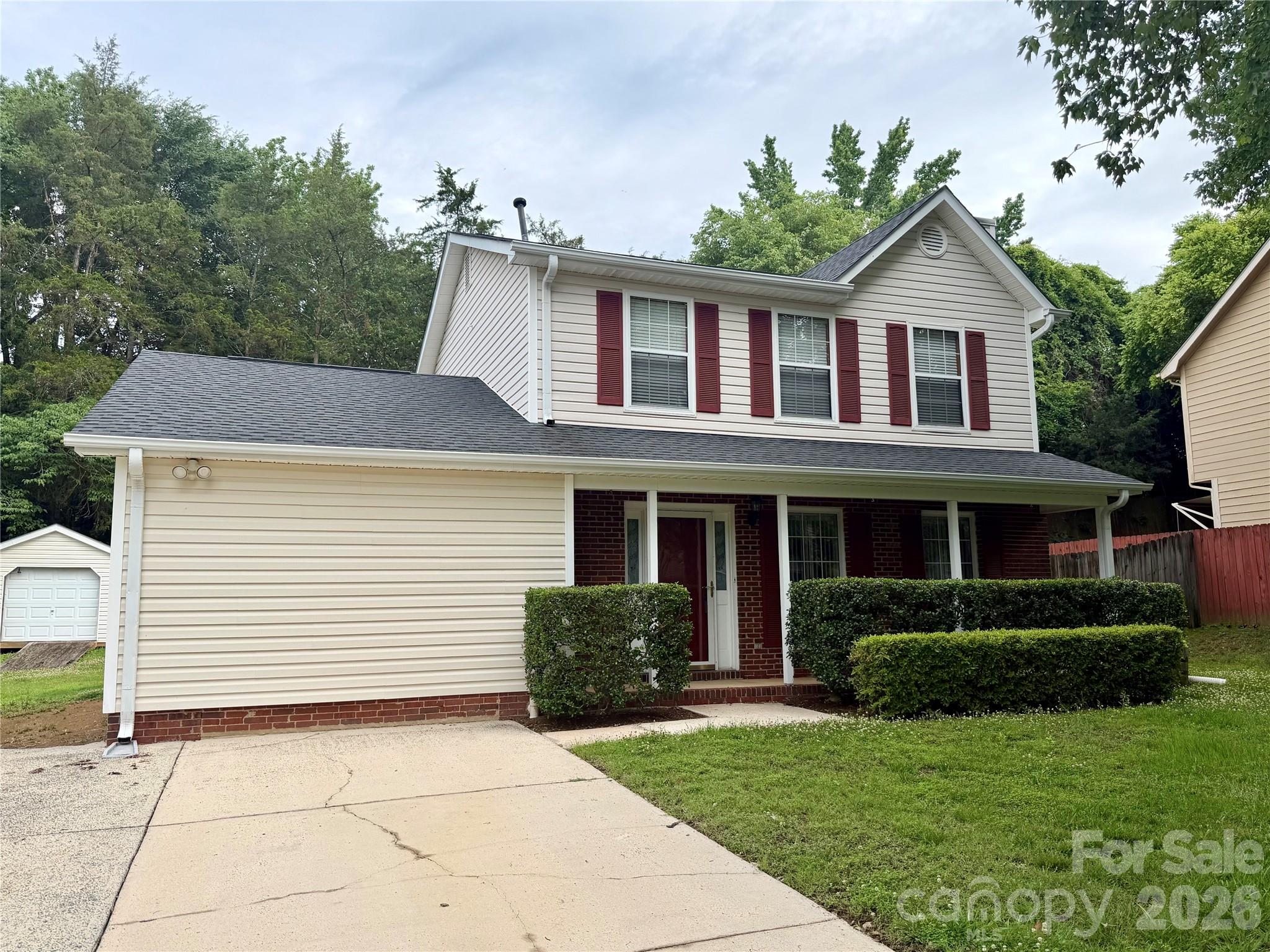 8004 Glencannon Drive, Charlotte, NC