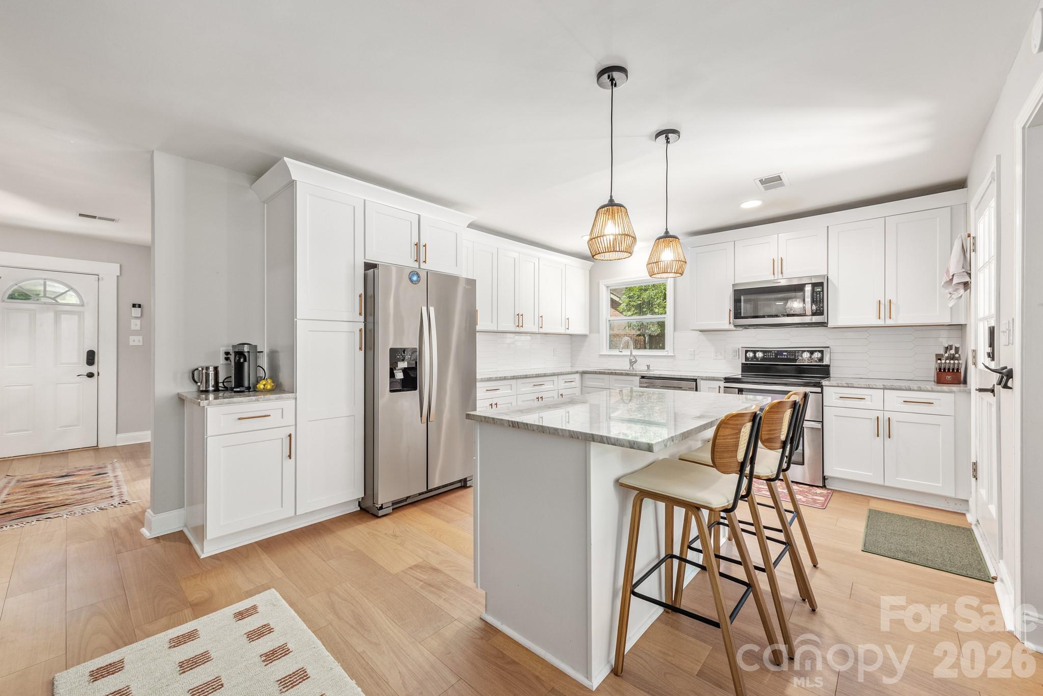 721 Rome Court, Charlotte, NC - photo 5 of 31