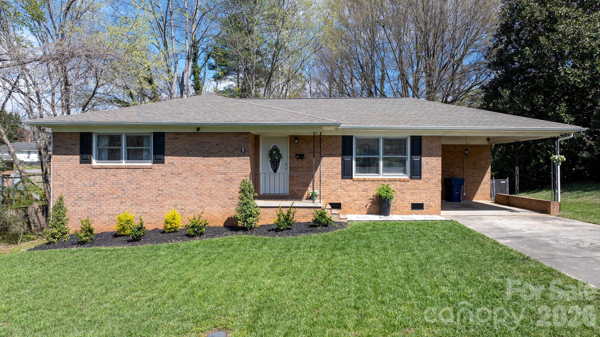 Photo 2 of 307 W Park Drive, Stanley, NC