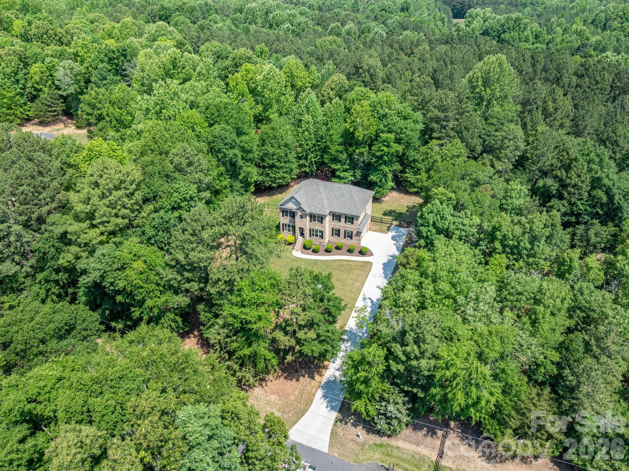 227 Bay Shore Drive, Belmont, NC - photo 4 of 49