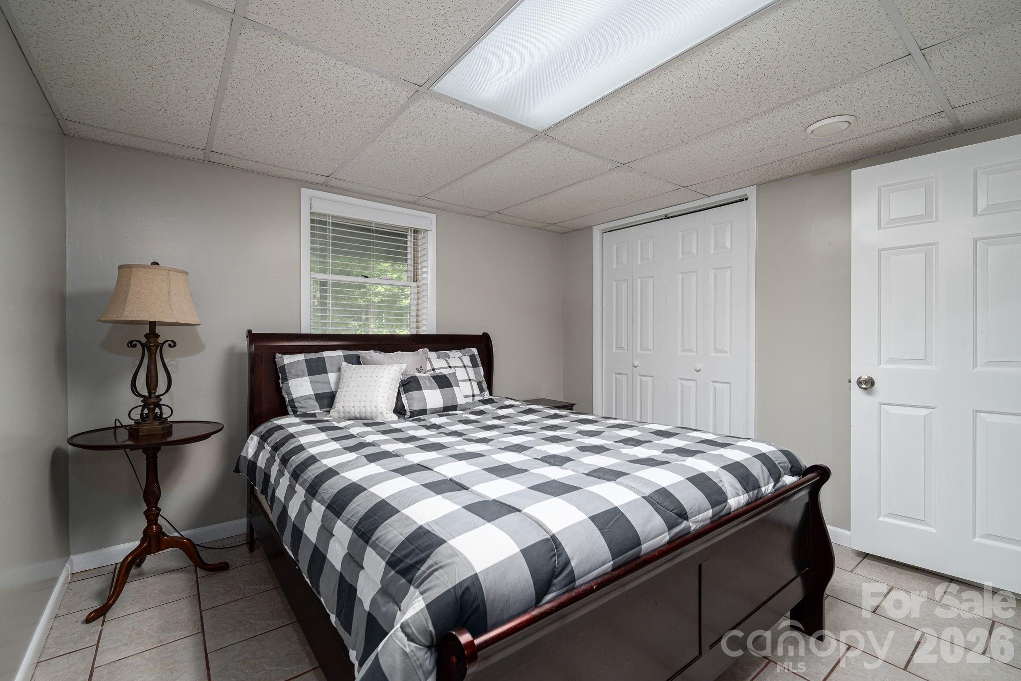 6097 Tuckborough Road, Hickory, NC - photo 31 of 48