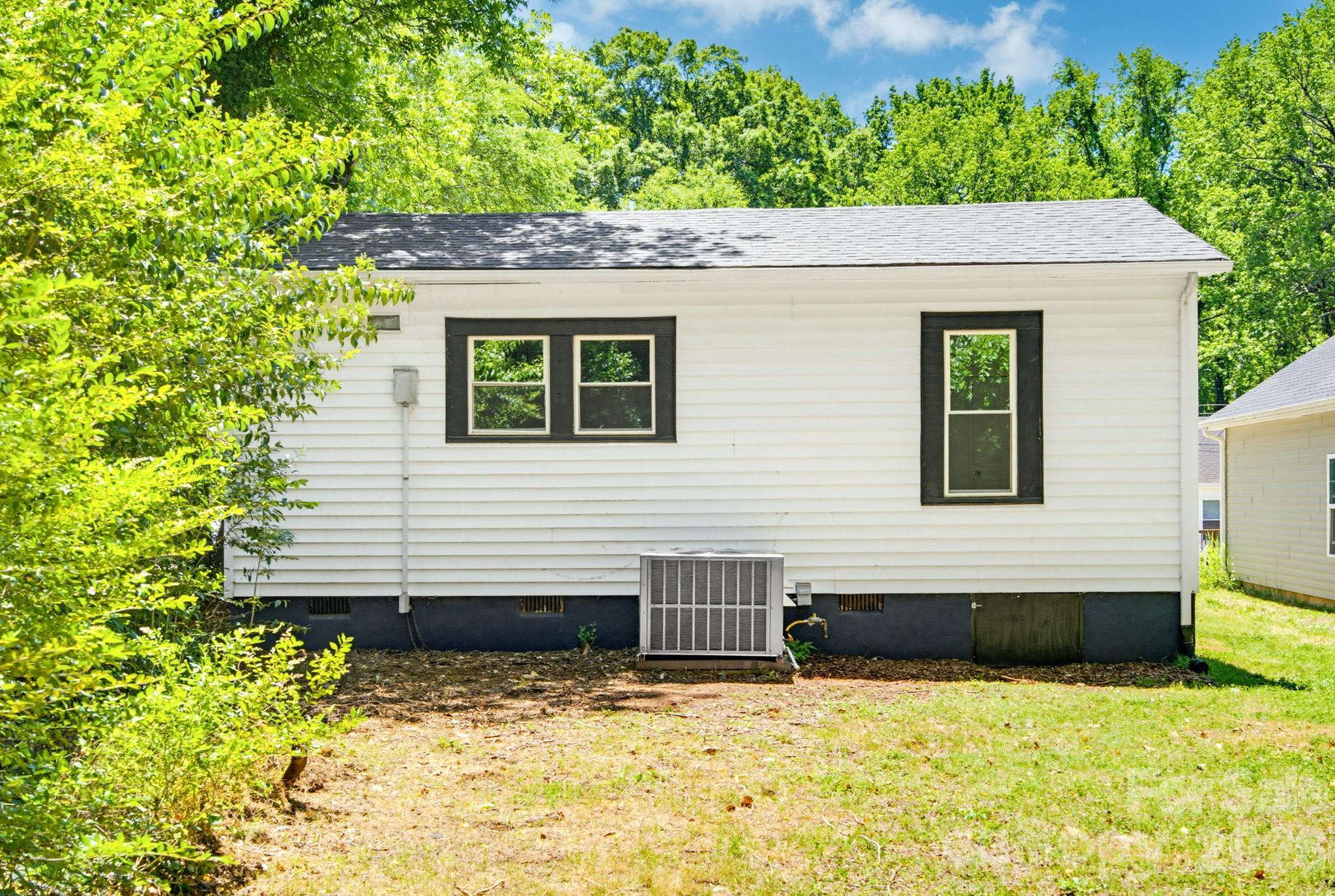 Photo 40 of 2622 Hemphill Street, Charlotte, NC