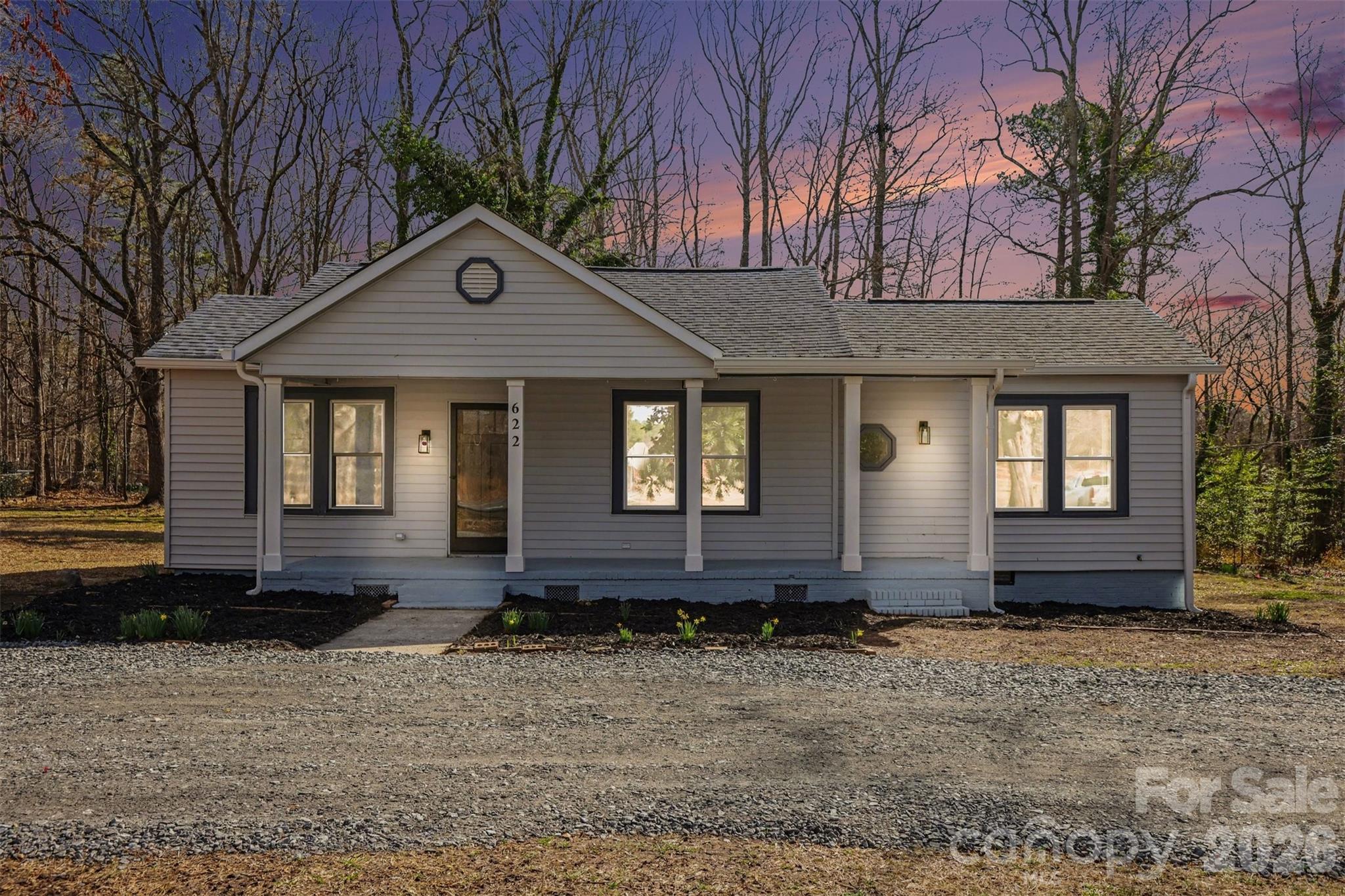 Home for sale at 622 Neelys Creek Road, Rock Hill, SC — photo 1 of 28