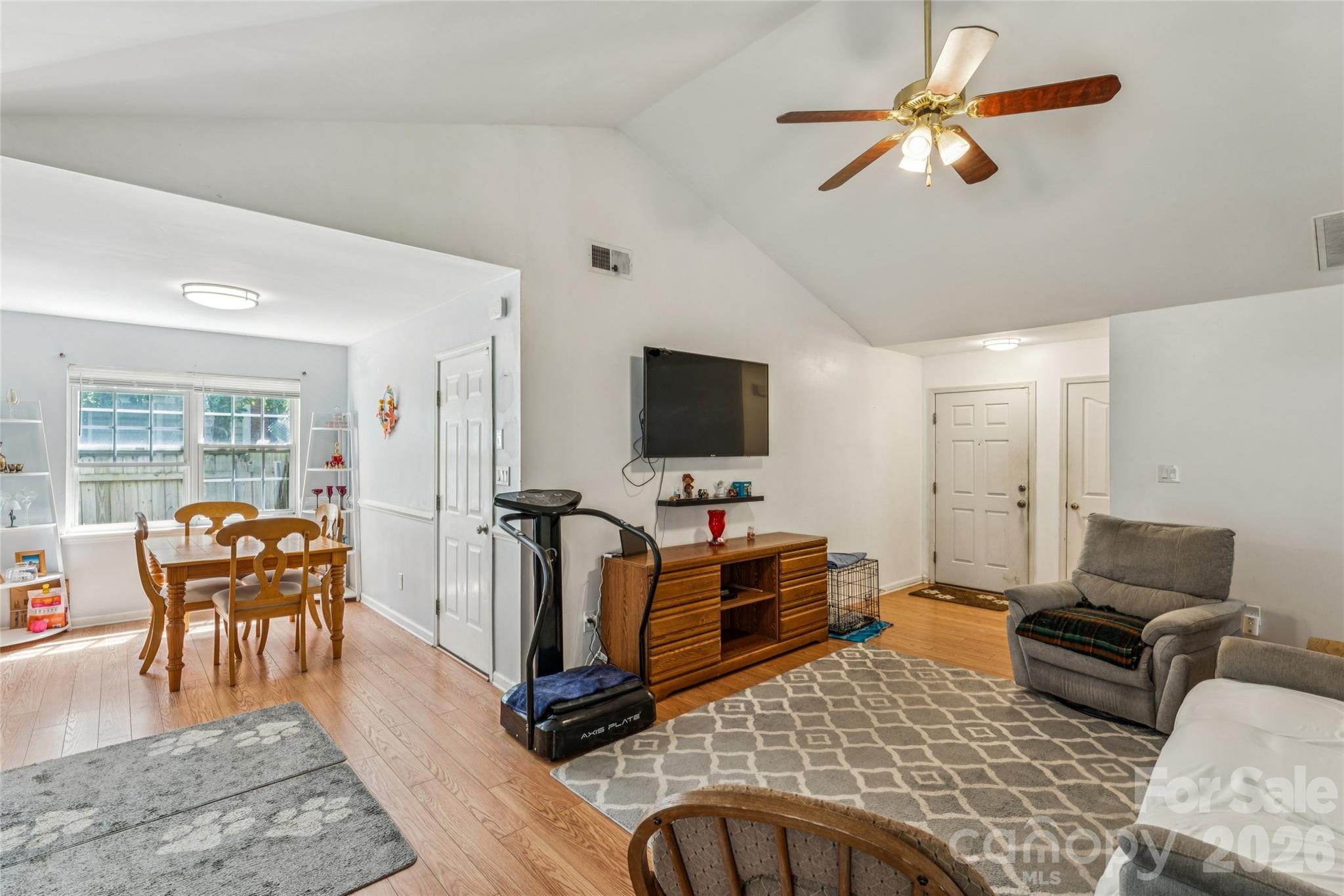 Photo 6 of 13221 Crooked Pine Court, Charlotte, NC