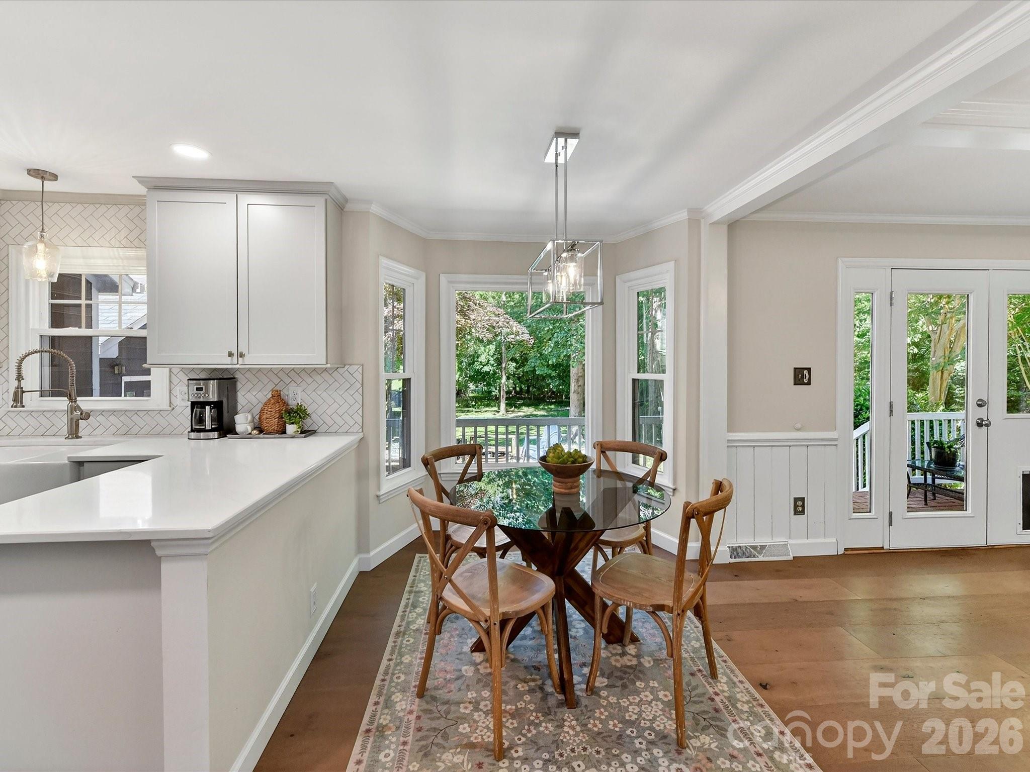 Photo 9 of 4308 Meadowridge Drive, Charlotte, NC