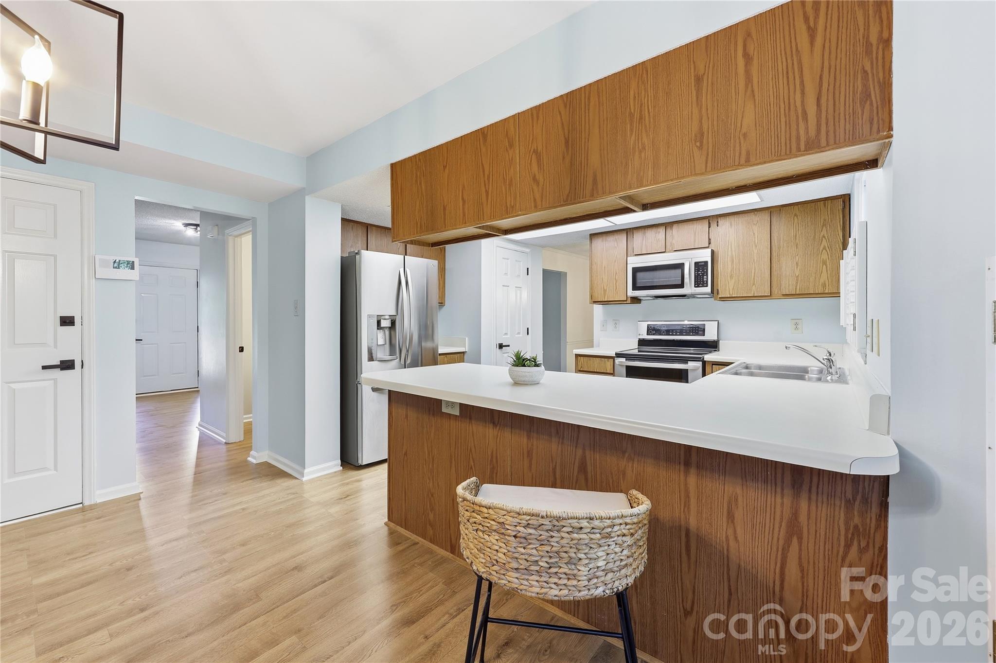 Photo 17 of 10716 Derry Drive, Charlotte, NC
