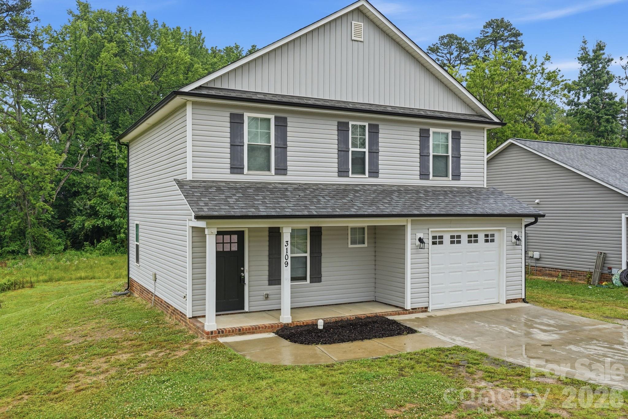 Home for sale at 3109 Cochrane Drive, Charlotte, NC — photo 1 of 29