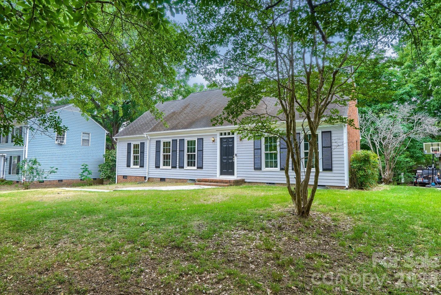 Photo 4 of 1628 Bonnie Lane, Charlotte, NC