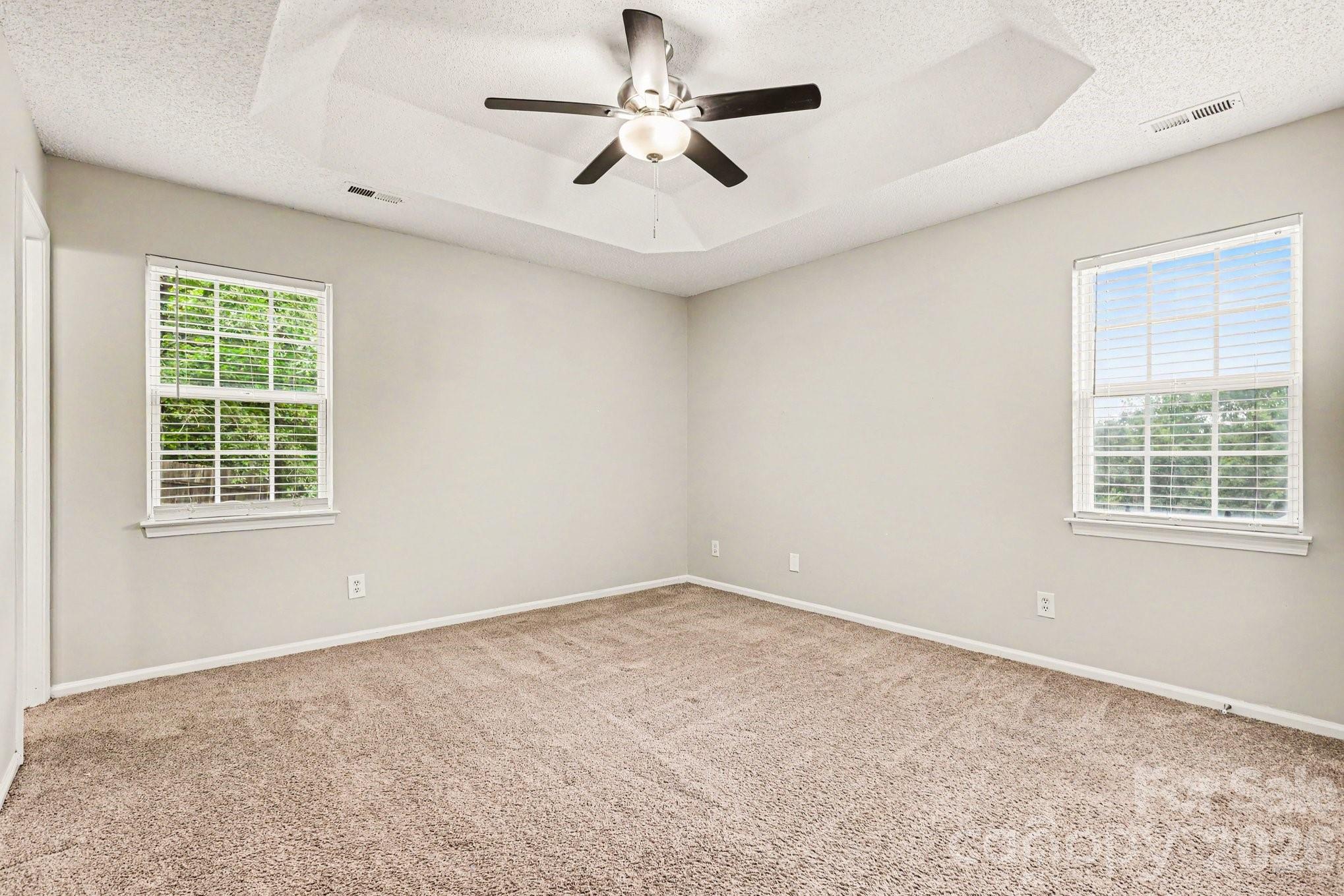 Photo 11 of 8028 Lobilia Lane, Charlotte, NC