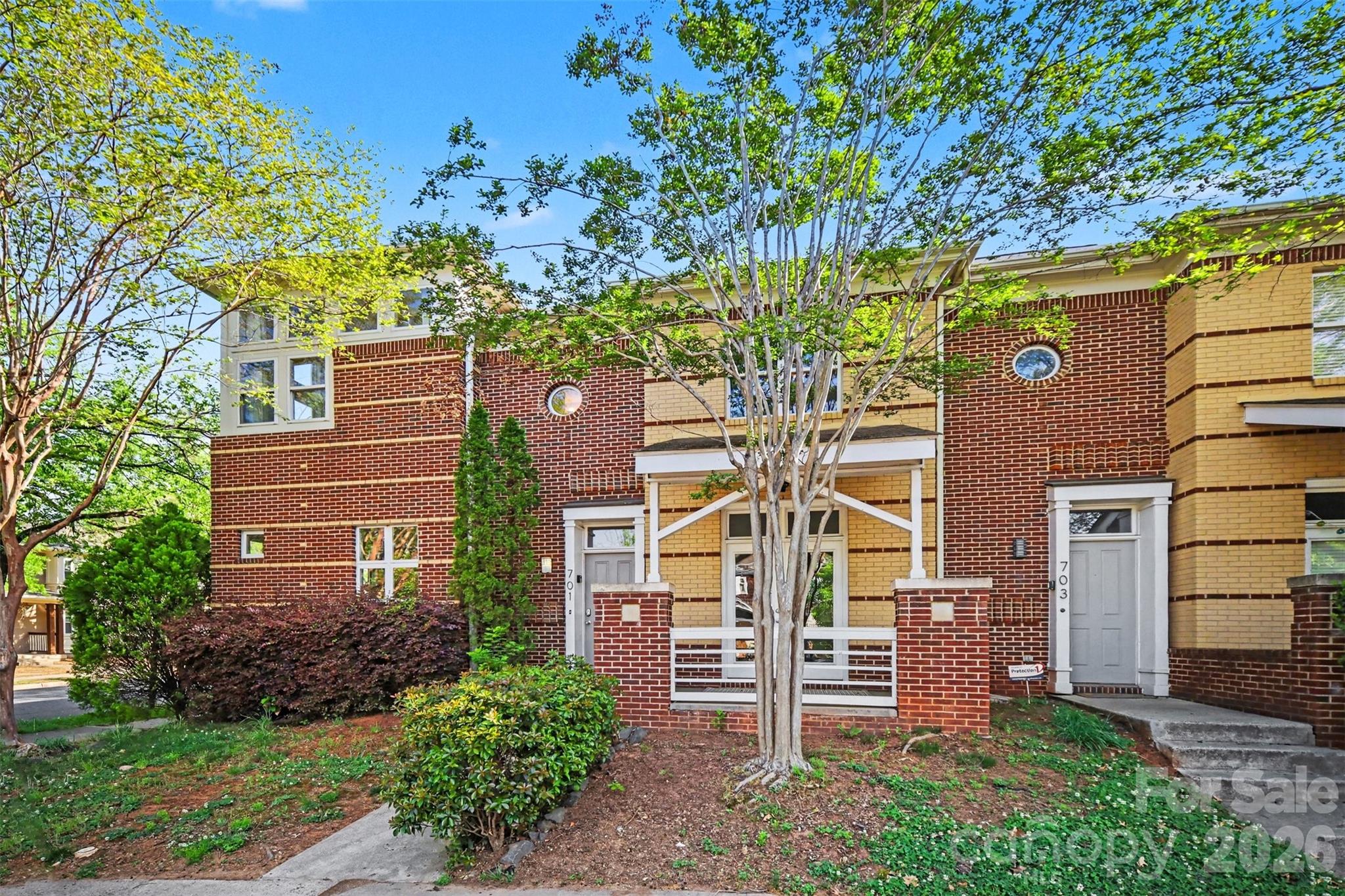 Photo 3 of 701 E 8th Street, Charlotte, NC