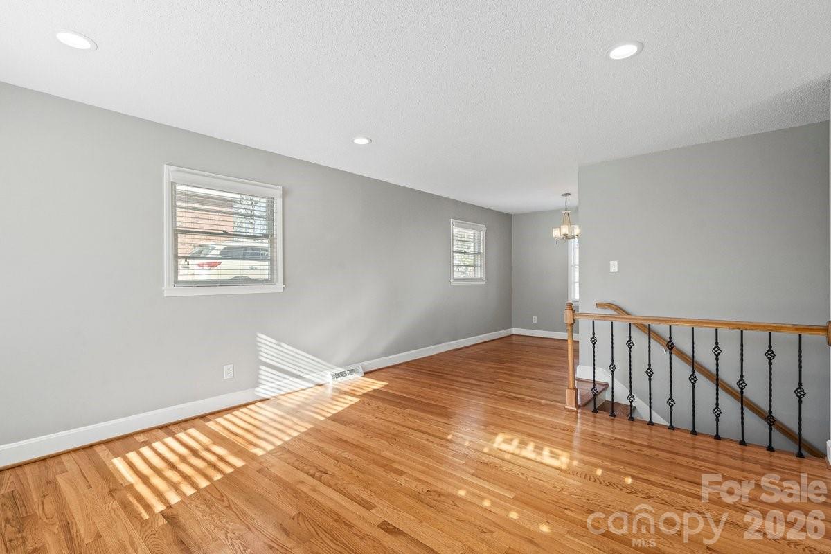 Photo 4 of 1717 Woodvalley Drive, Charlotte, NC