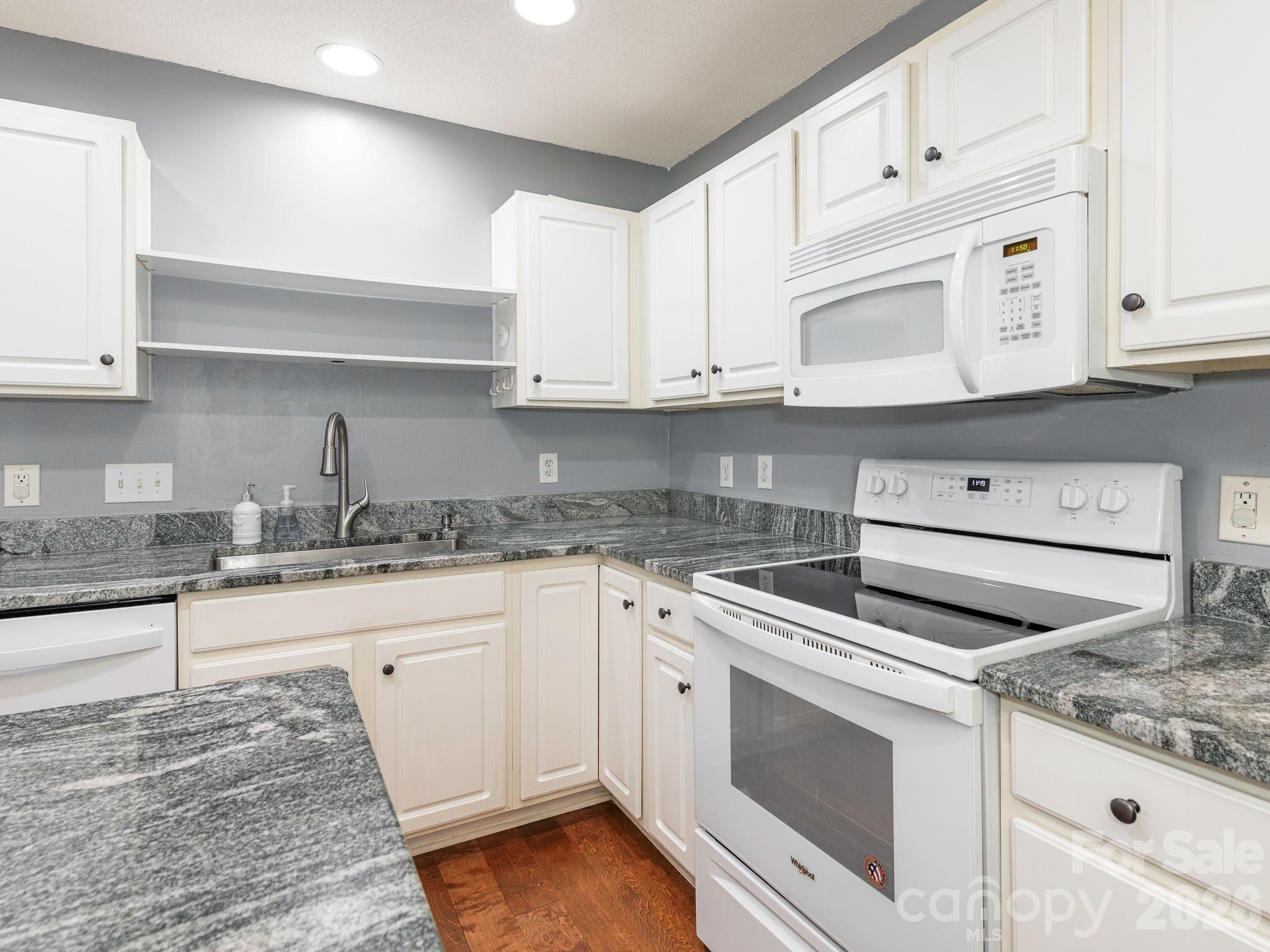 1554 Maypine Commons Way, Rock Hill, SC - photo 24 of 49