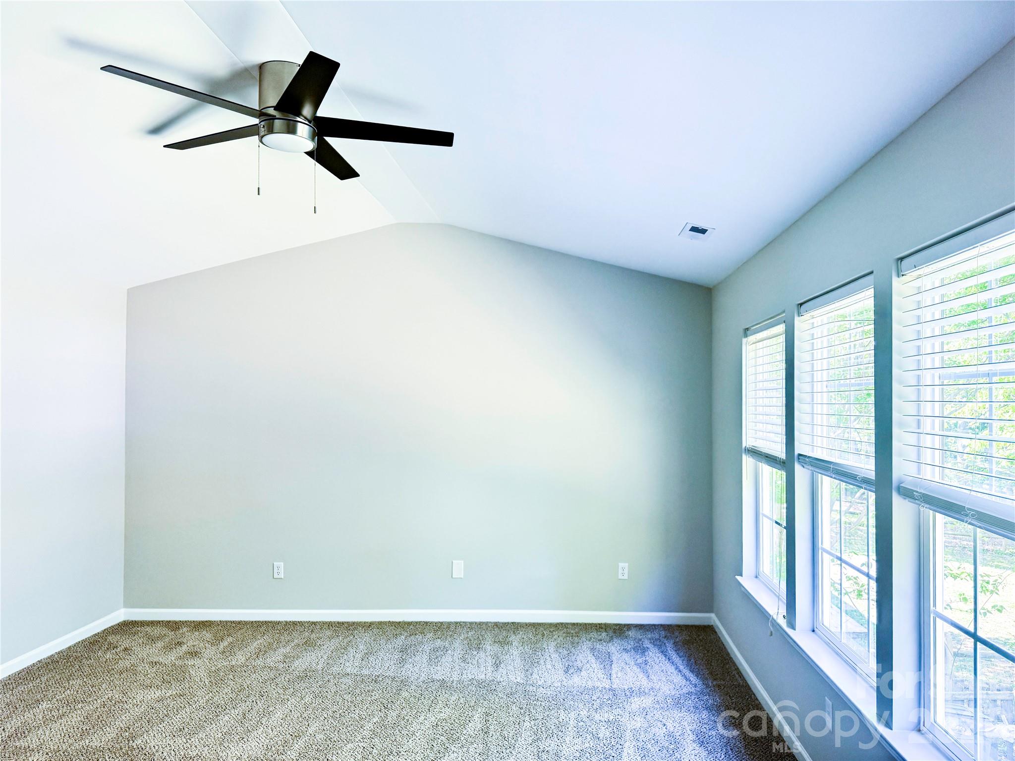 Photo 16 of 7519 Eurostar Drive, Charlotte, NC