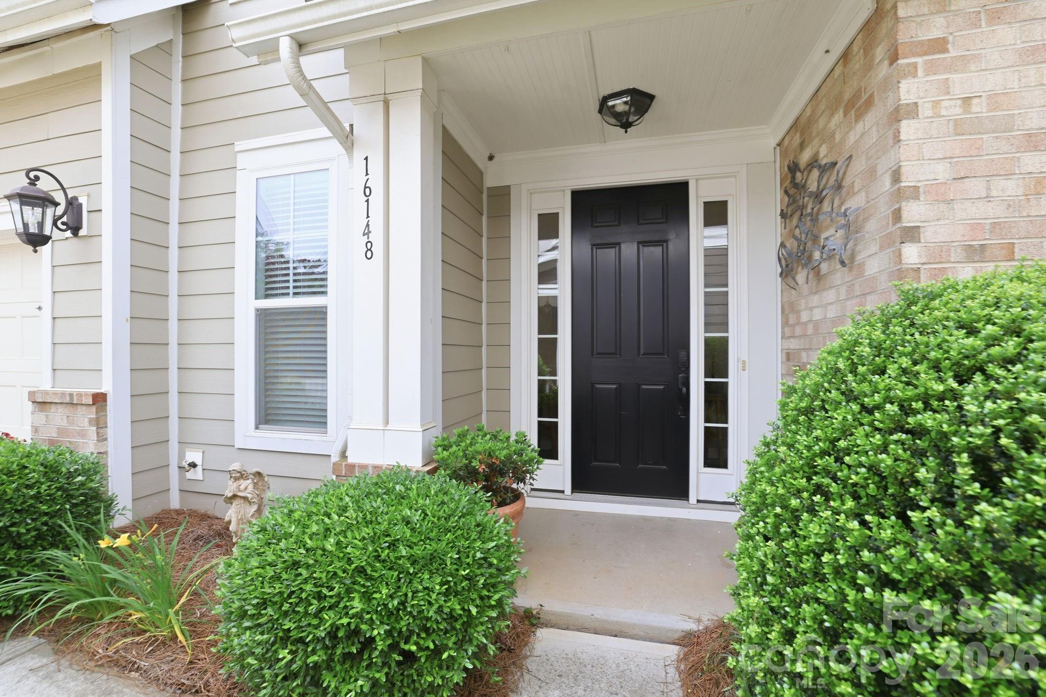 Photo 2 of 16148 Lost Canyon Way, Charlotte, NC