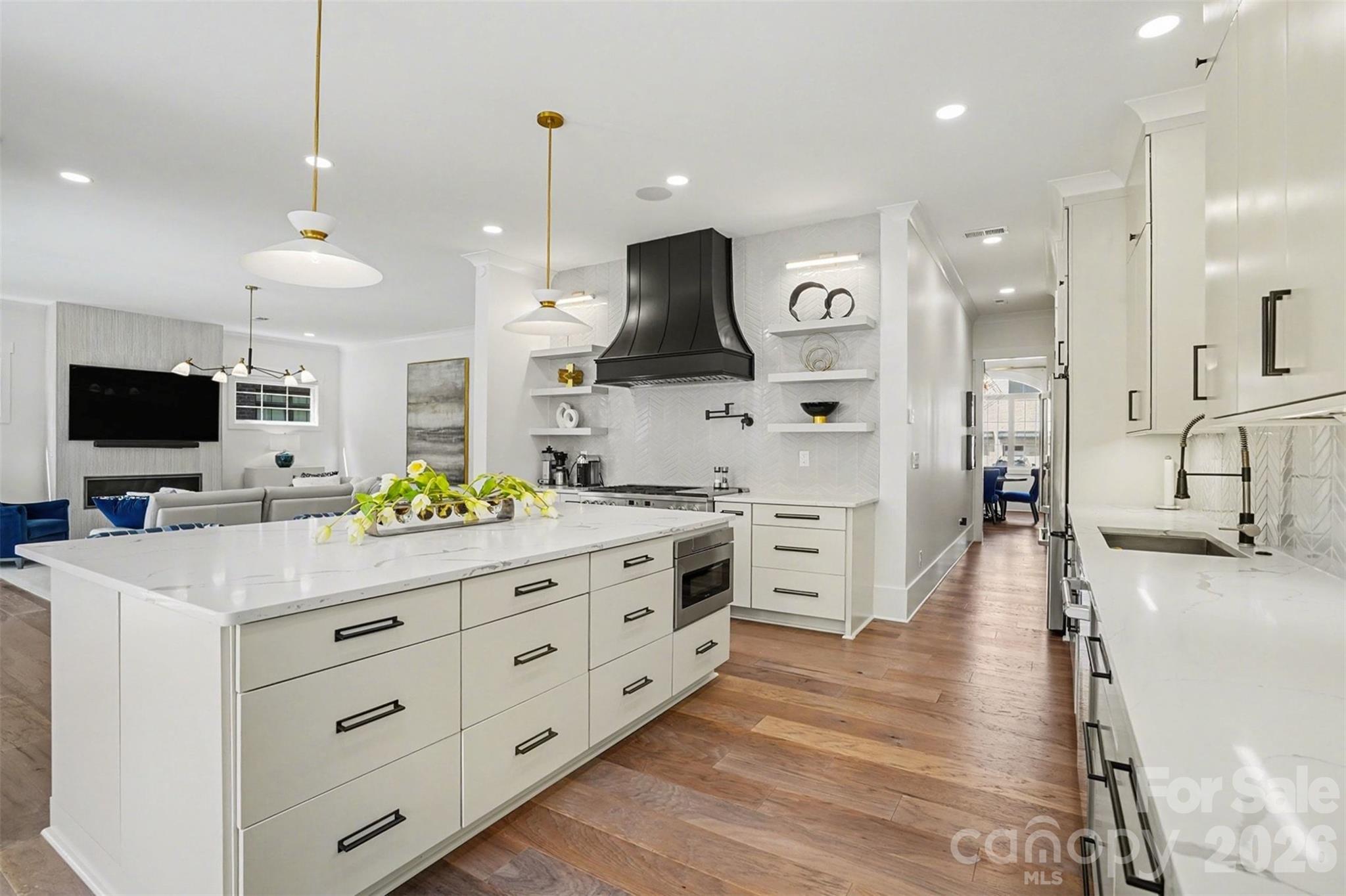 Photo 12 of 915 Laurel Creek Lane, Charlotte, NC