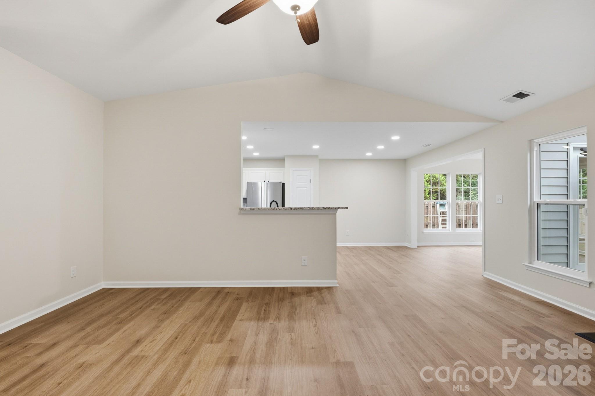 Photo 10 of 5123 Sunburst Lane, Charlotte, NC