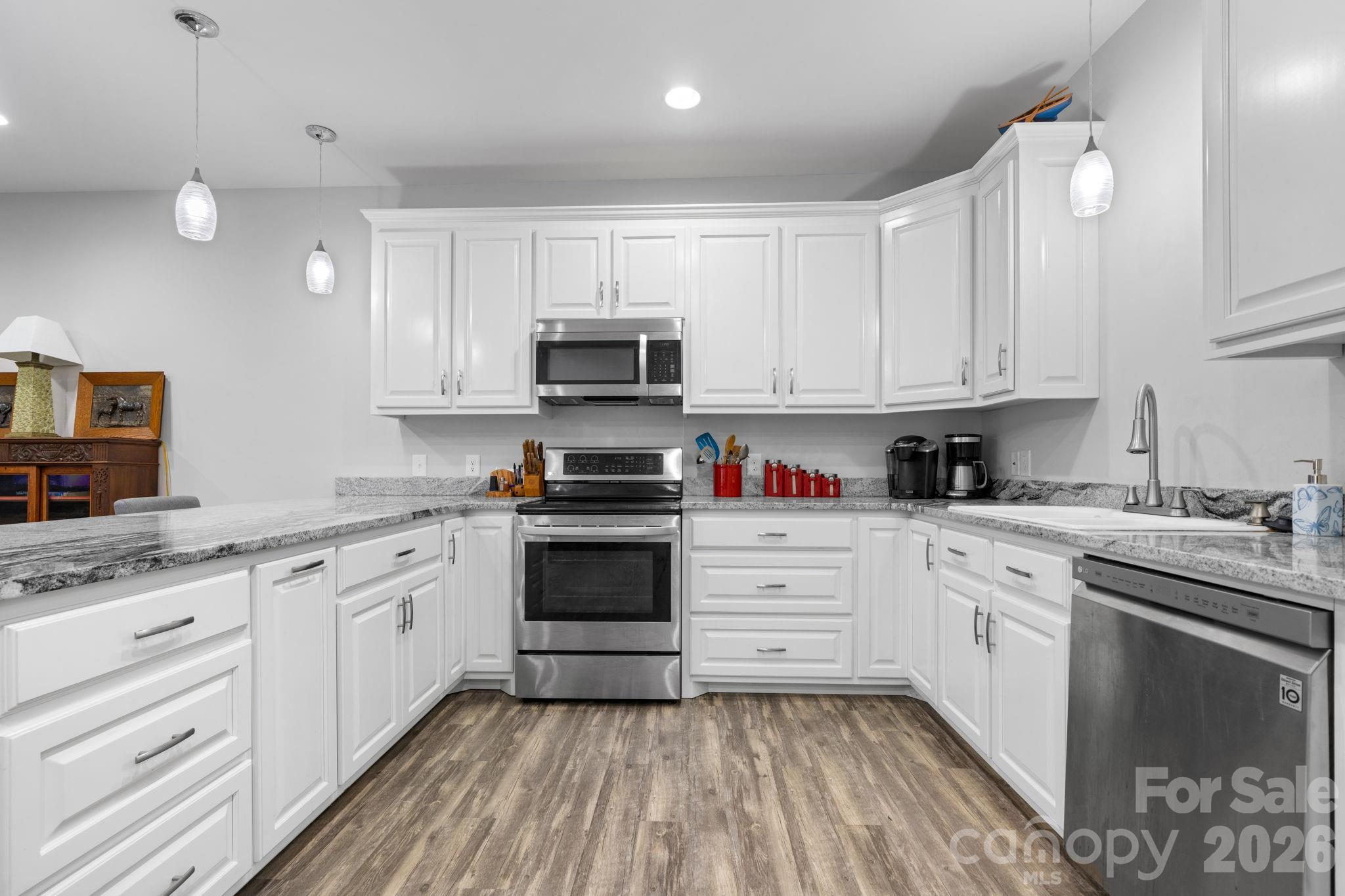 Photo 2 of 202 Ivy Court, Morganton, NC